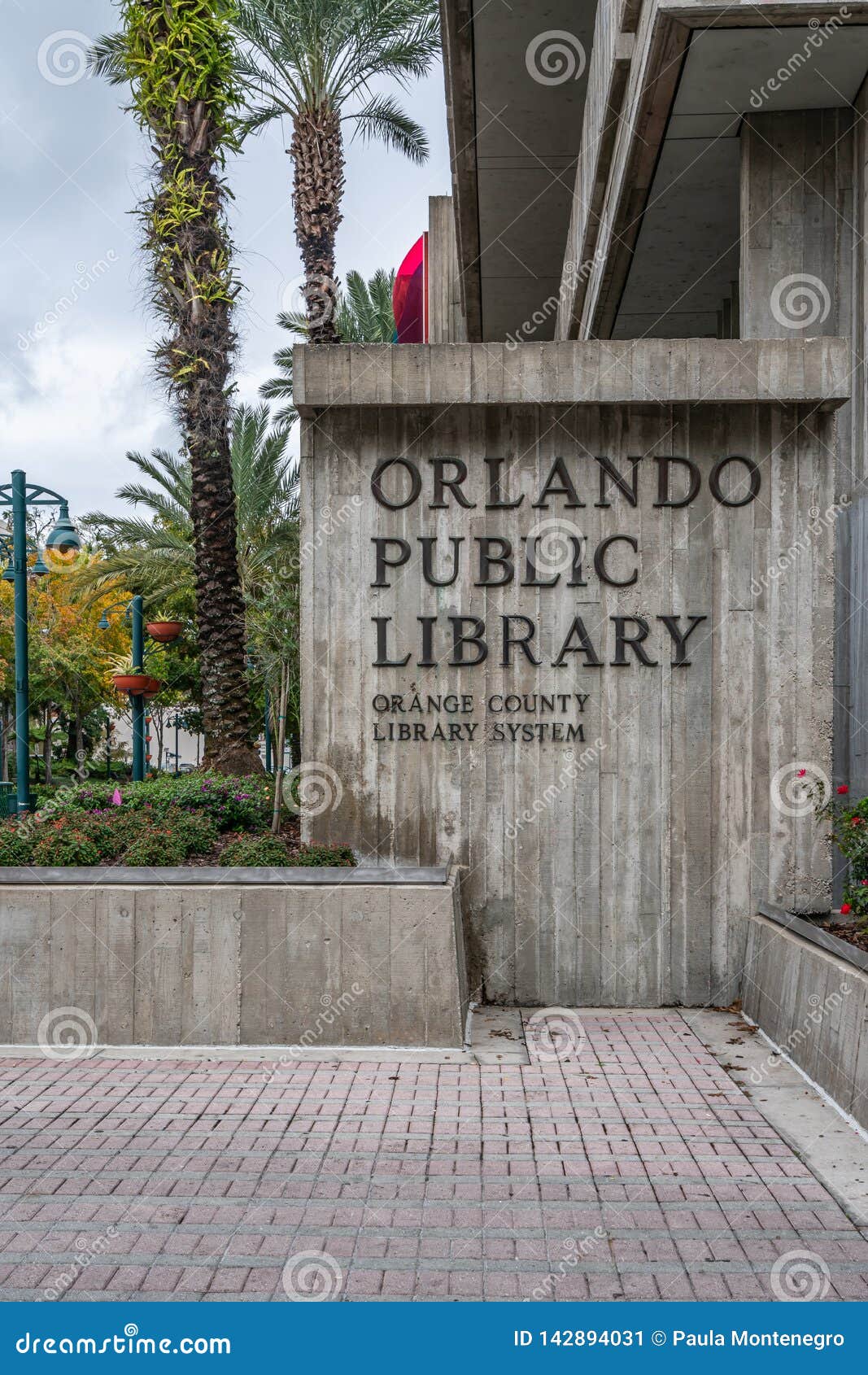 ORLANDO, FLORIDA, USA - DECEMBER, 2018: Orlando Public Library ... ORLANDO, FLORIDA, USA - DECEMBER, 2018: Orlando Public Library ...