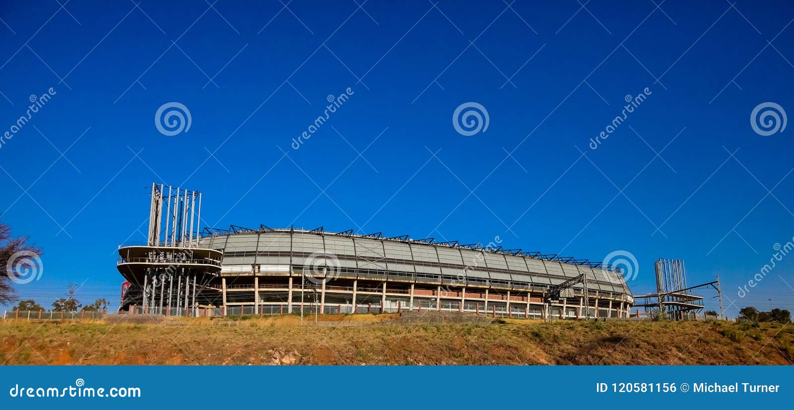 Orlando Soccer Stadium in Soweto Redaktionelles Foto - Bild von soweto ...