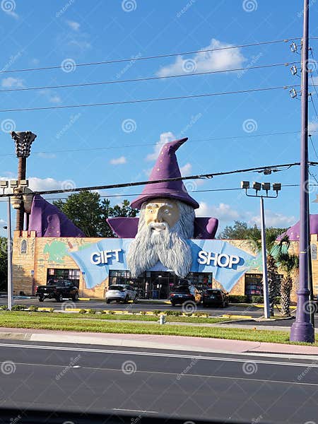 Orlando Wizard Gift Shop editorial image. Image of shop - 233037565