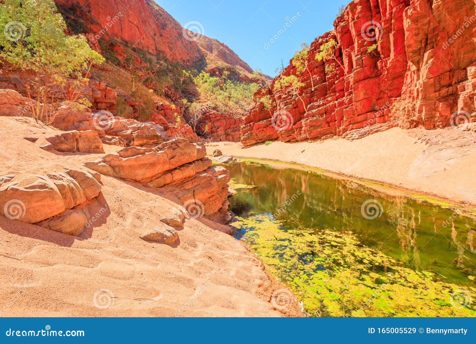 Ormiston Gorge Pound Walk stock image. Image of pond - 165005529