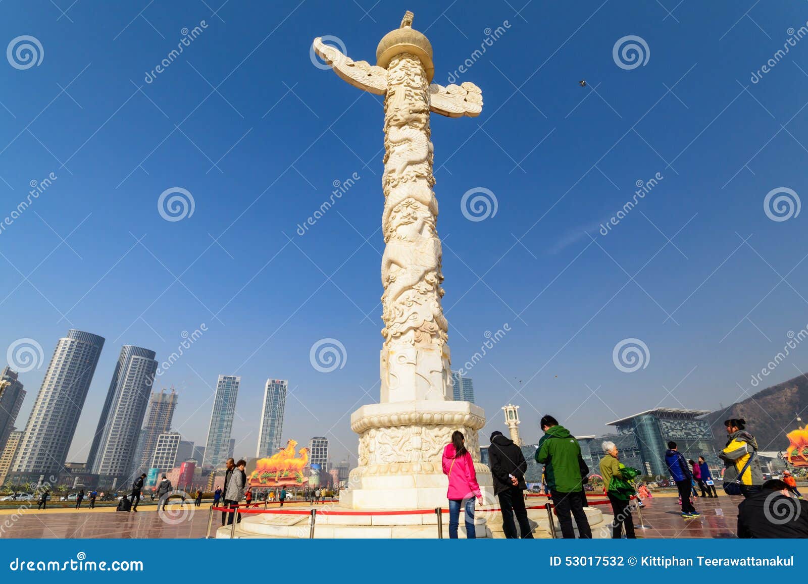 Ornamental Column in Xinghai Square, Dalian China Editorial Photography ...