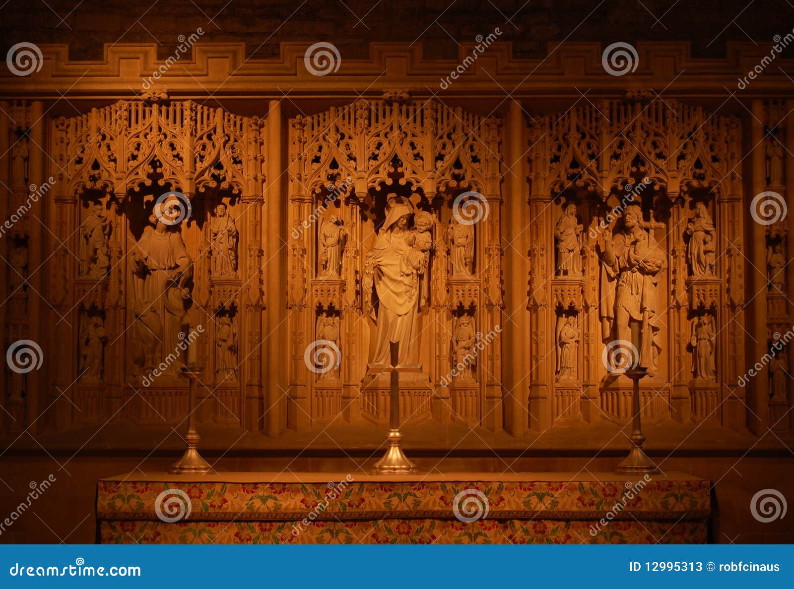 Ornate Altar With Sculpted Background Stock Image - Image: 12995313