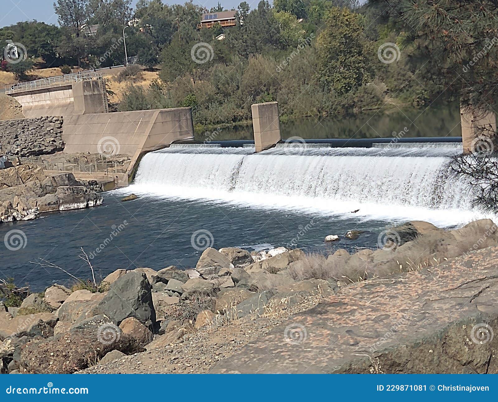 Oro Dam stock image. Image of infrastructure, oroville - 229871081