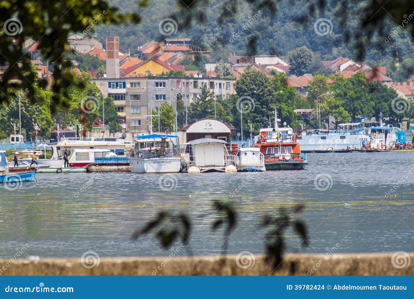 Orsova image stock éditorial. Image du touriste, montagne - 39782424