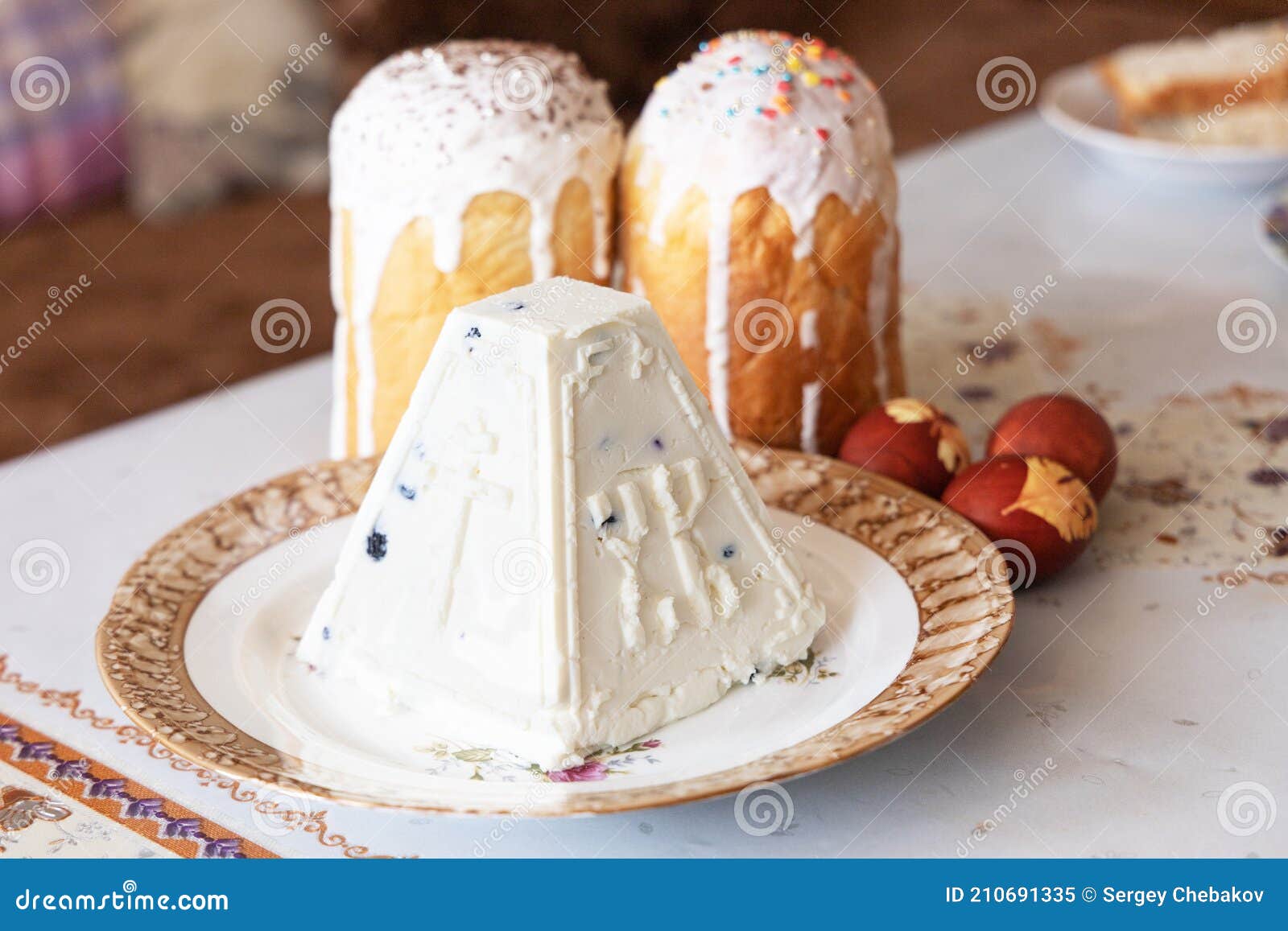 Orthodox Easter. Easter Cakes, Easter Ortodox Curd Cake and Colored ...