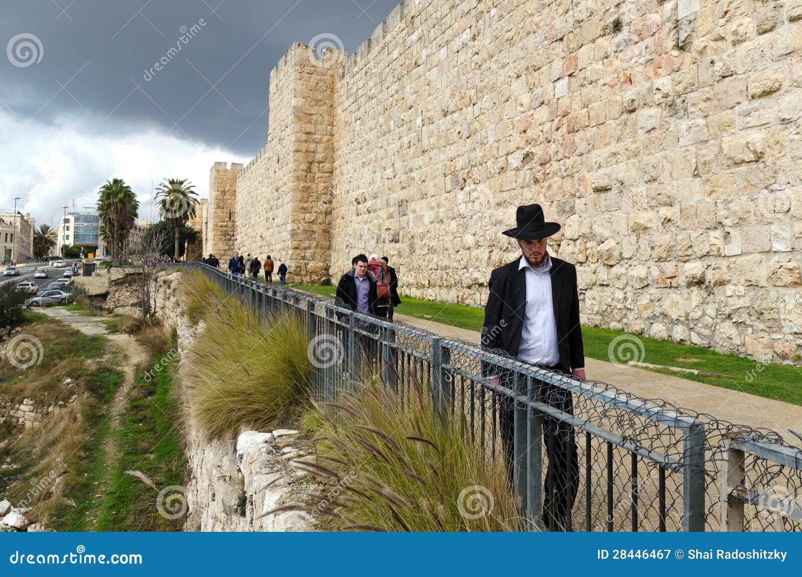Orthodox Men Walking in Jerusalem Old City Editorial Photography ...