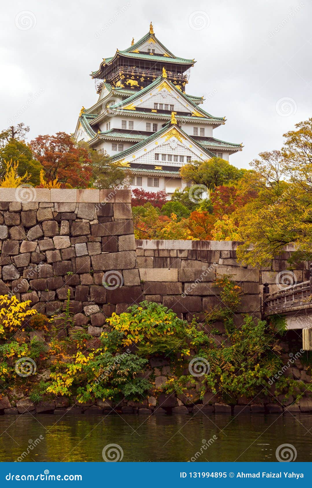 Osaka Castle Complex in Autumn Season in Osaka Stock Image - Image of ...