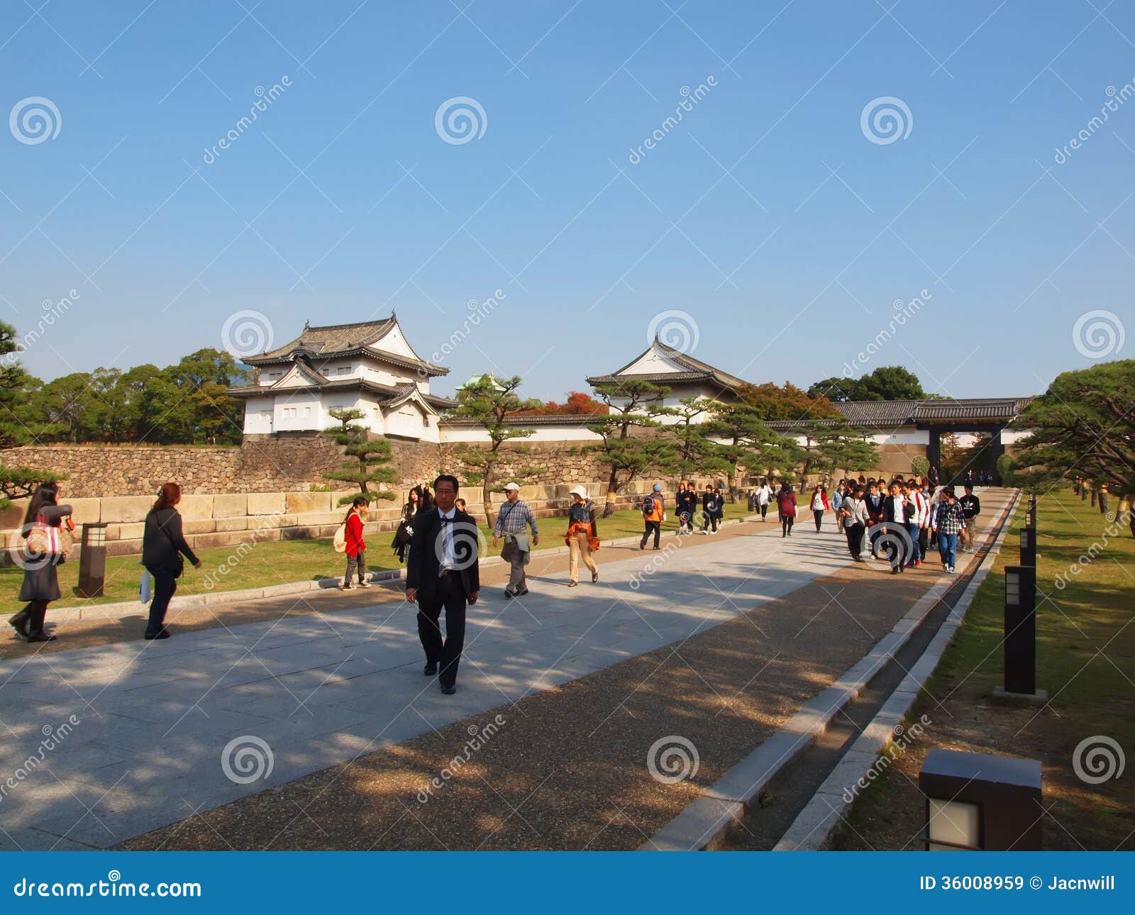 Osaka Castle Entrance editorial stock image. Image of japanese - 36008959