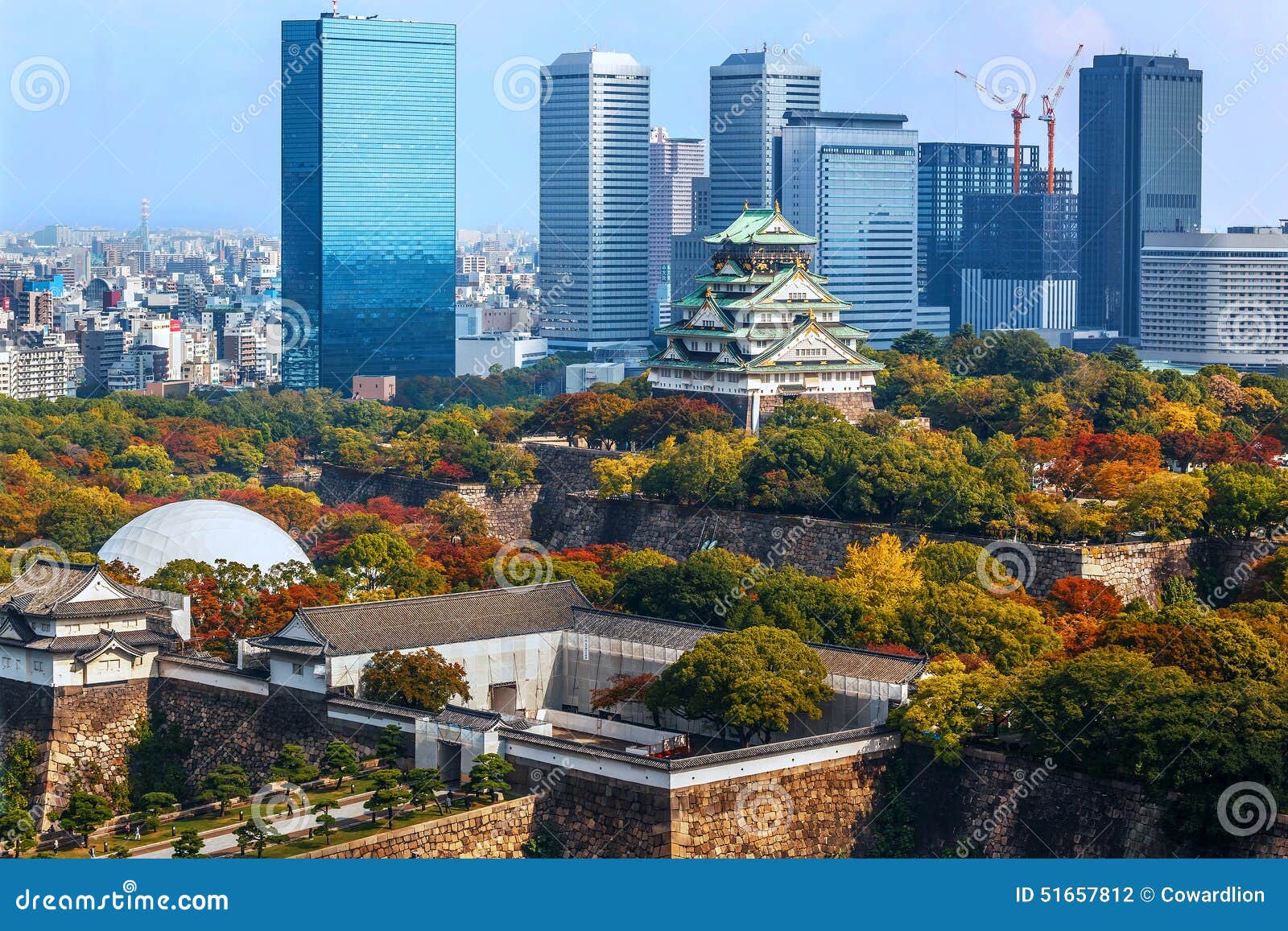 Osaka Castle in Osaka editorial photography. Image of japan - 51657812
