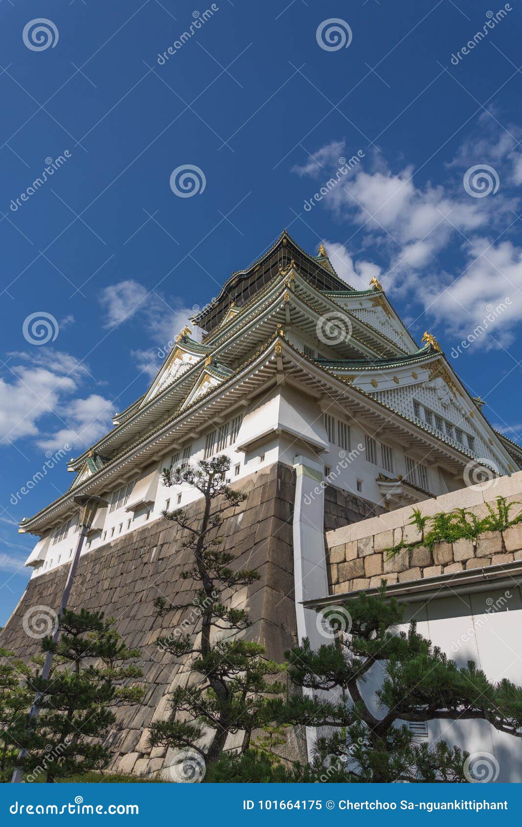 Osaka Castle in Sunny Day stock image. Image of sunny - 101664175