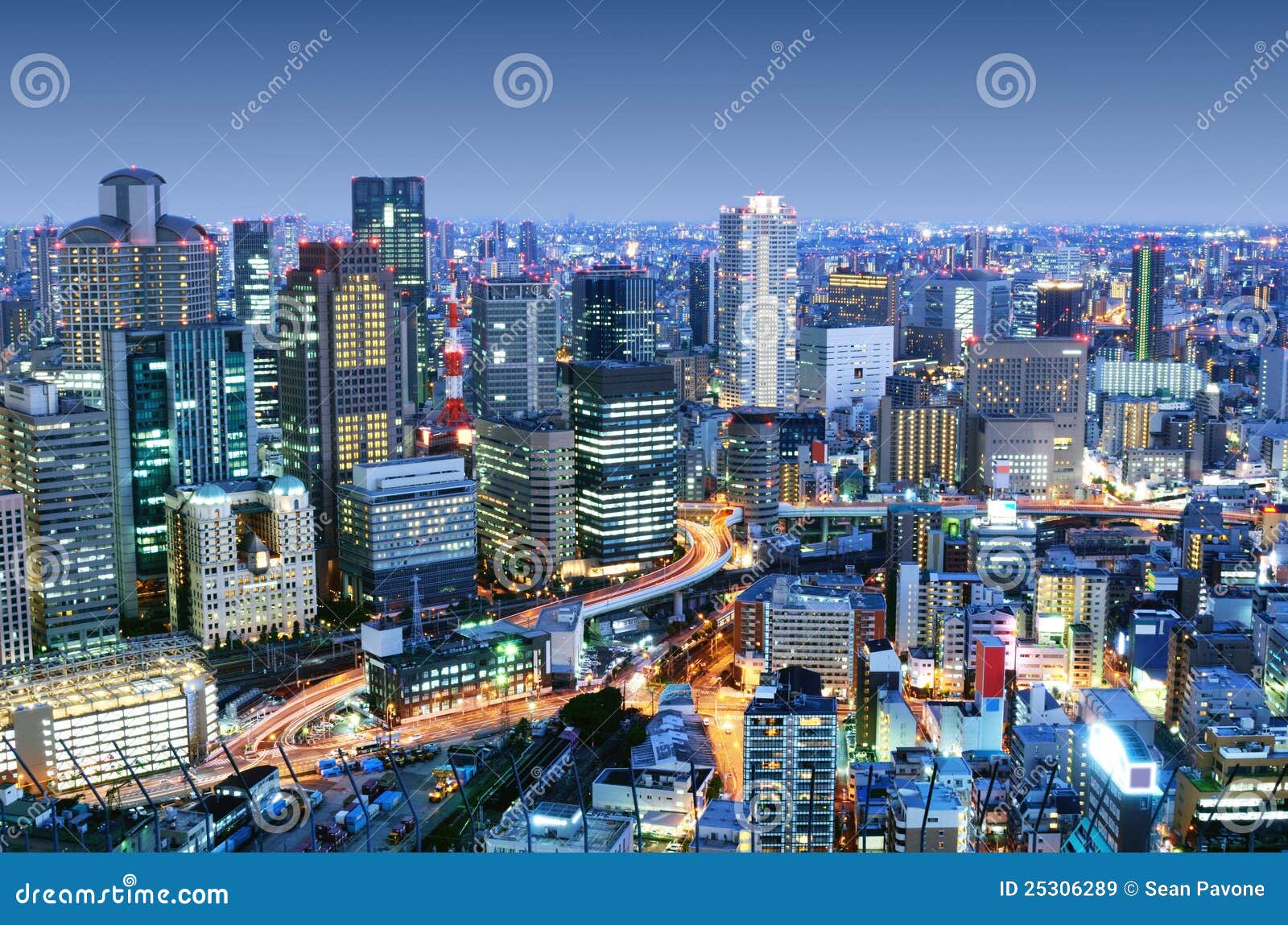 Osaka Japão imagem de stock. Imagem de cityscape, futurista - 25306289