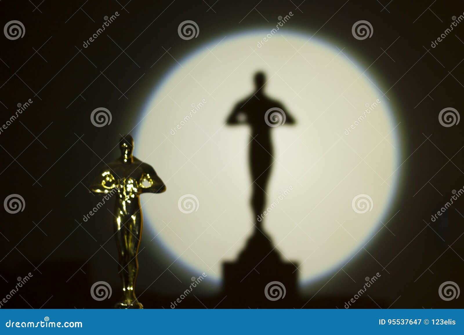 Oscar Award editorial photography. Image of manufactured - 95537647