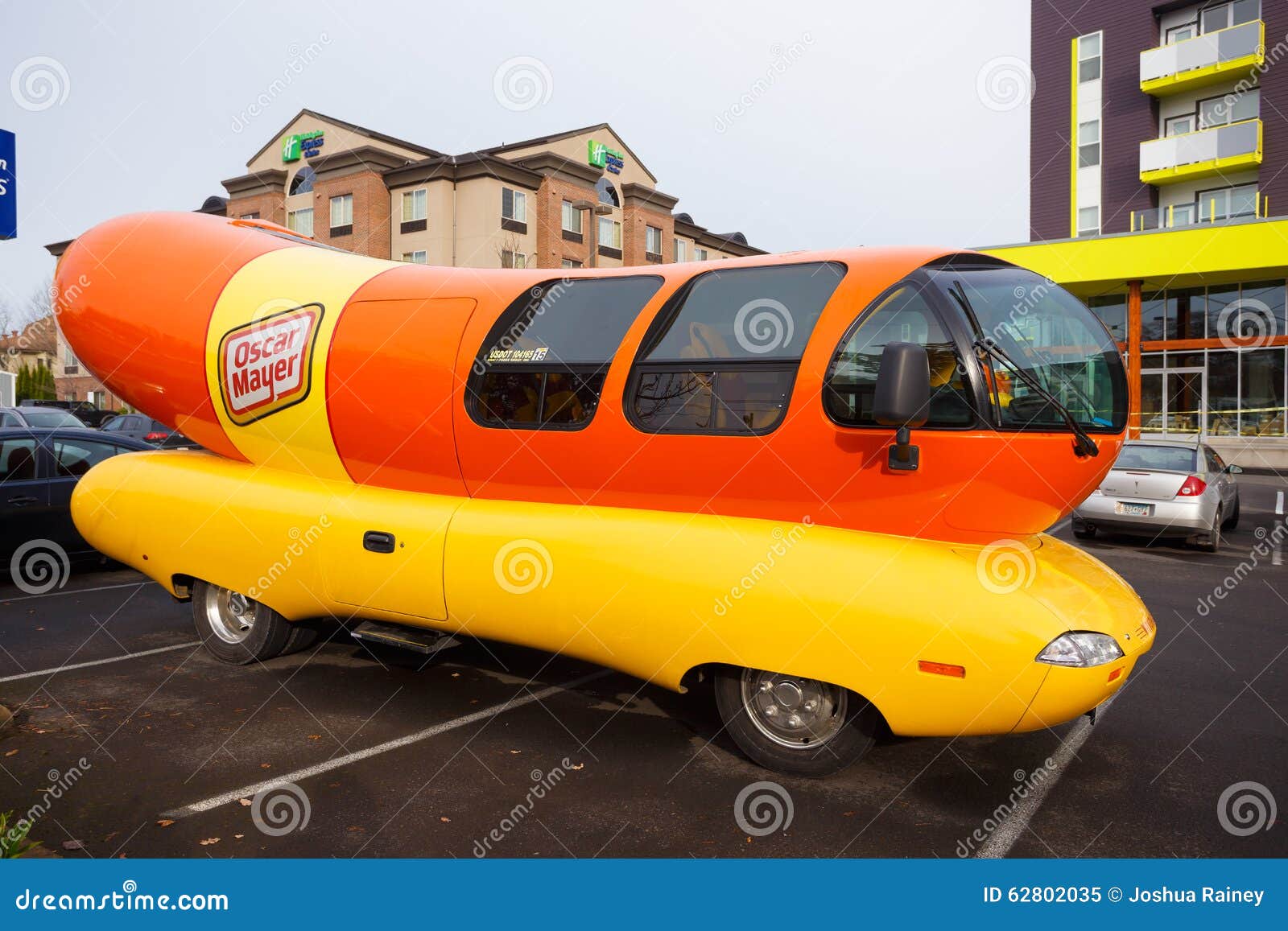 Oscar Mayer Wienermobile at University of Oregon Editorial Image ...