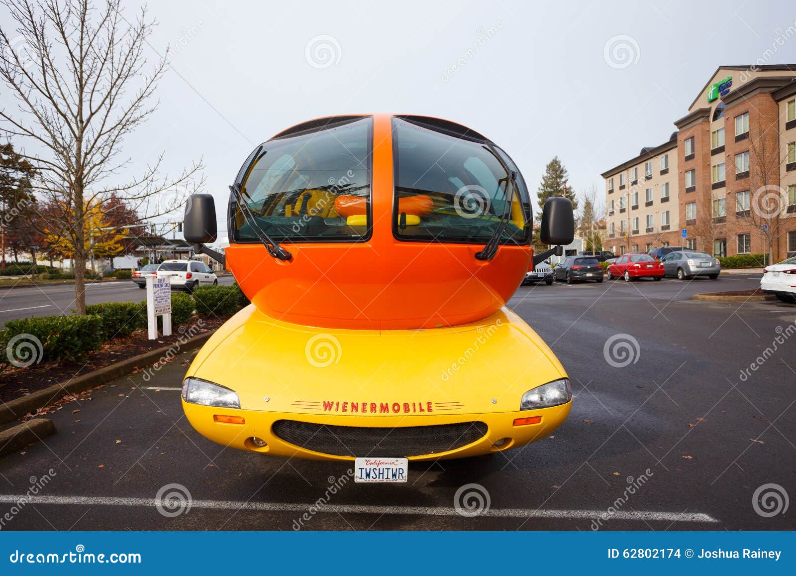 Oscar Mayer Wienermobile at University of Oregon Editorial Stock Image ...