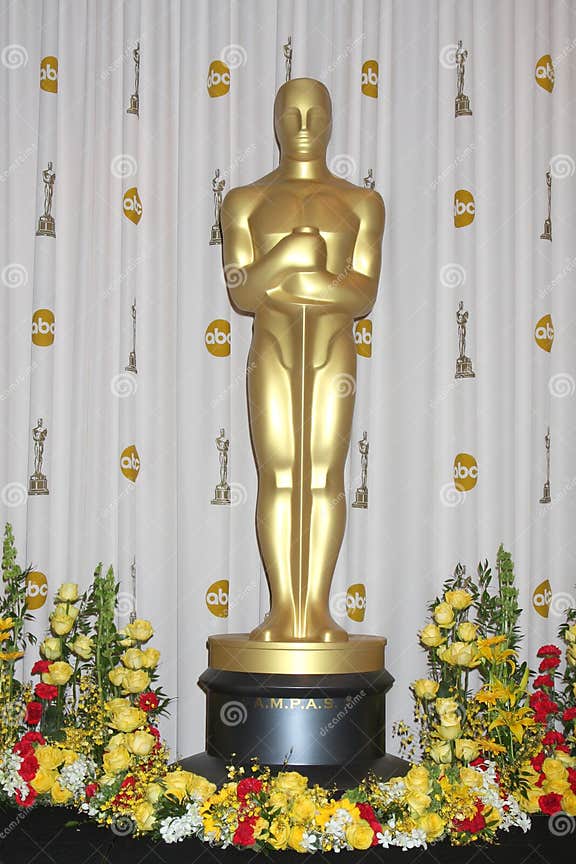 Oscar Statue editorial photography. Image of oscar, press - 27157107
