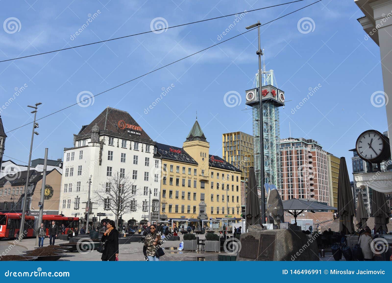 Oslo Central Station is the Main Railway Station in Oslo. Editorial ...