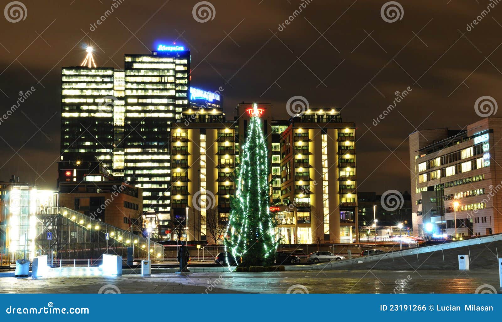 Oslo at Christmas editorial photo. Image of contemporary - 23191266