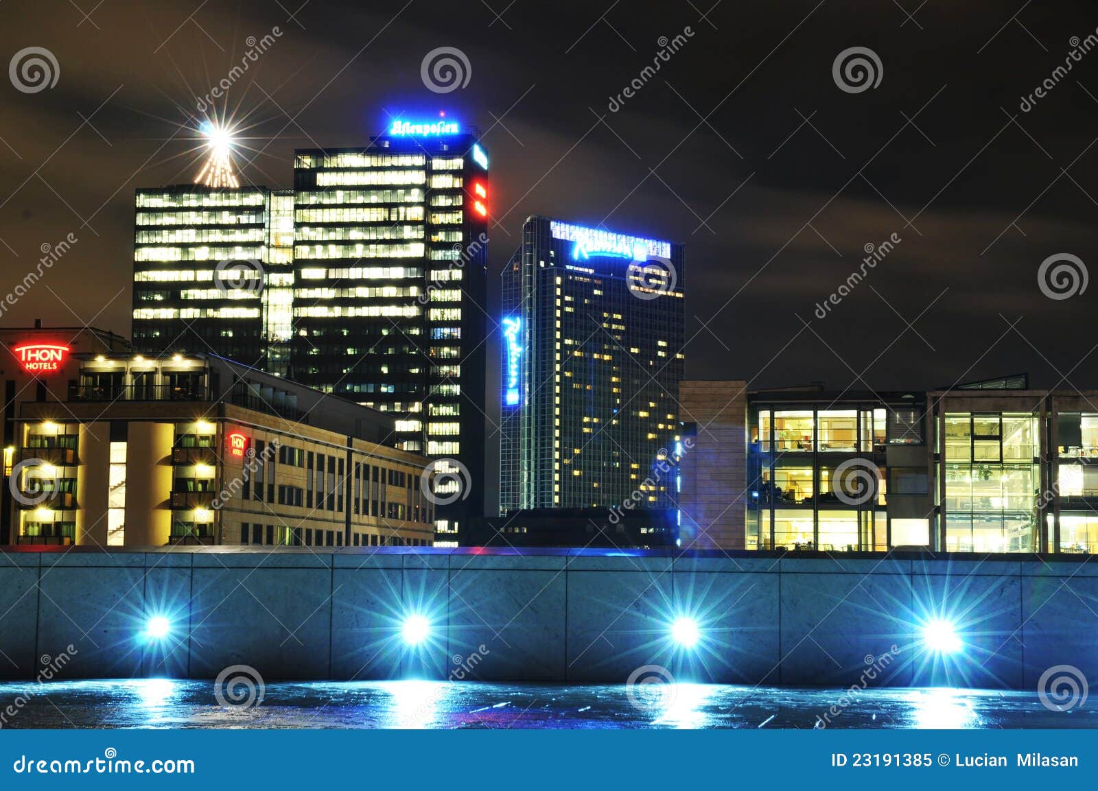 Oslo by night editorial image. Image of constructions - 23191385