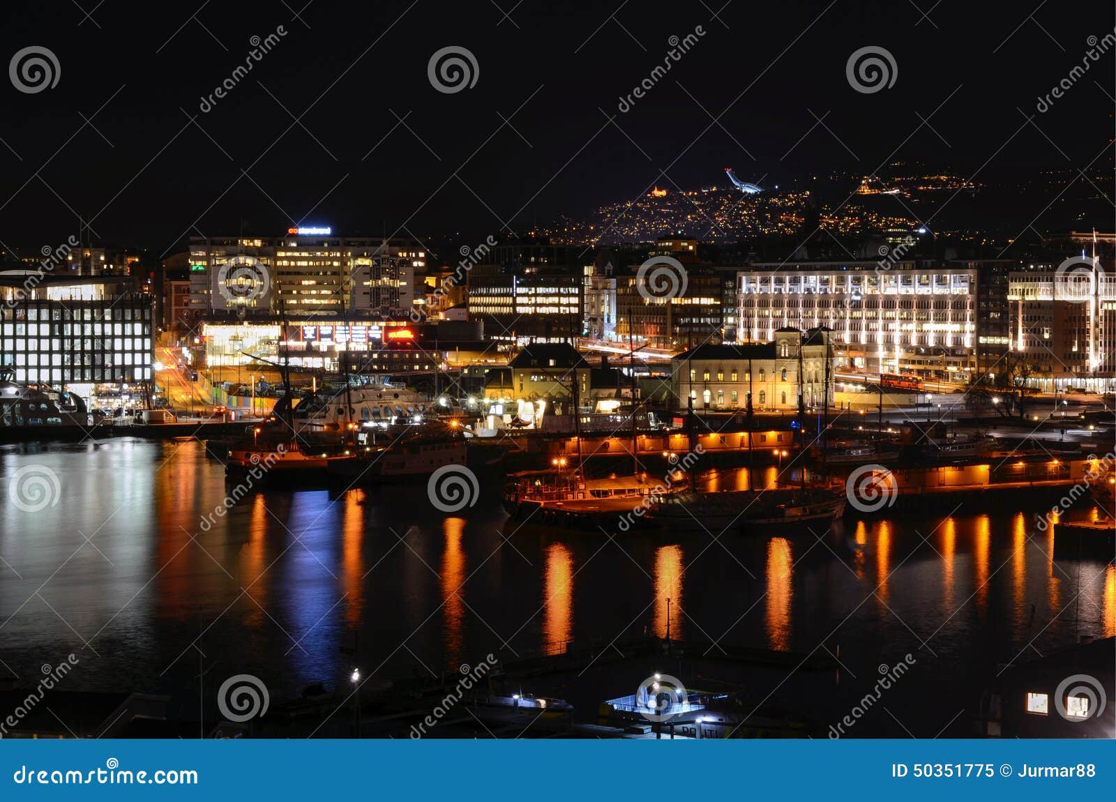 Oslo at night editorial image. Image of scandinavia, oslo - 50351775