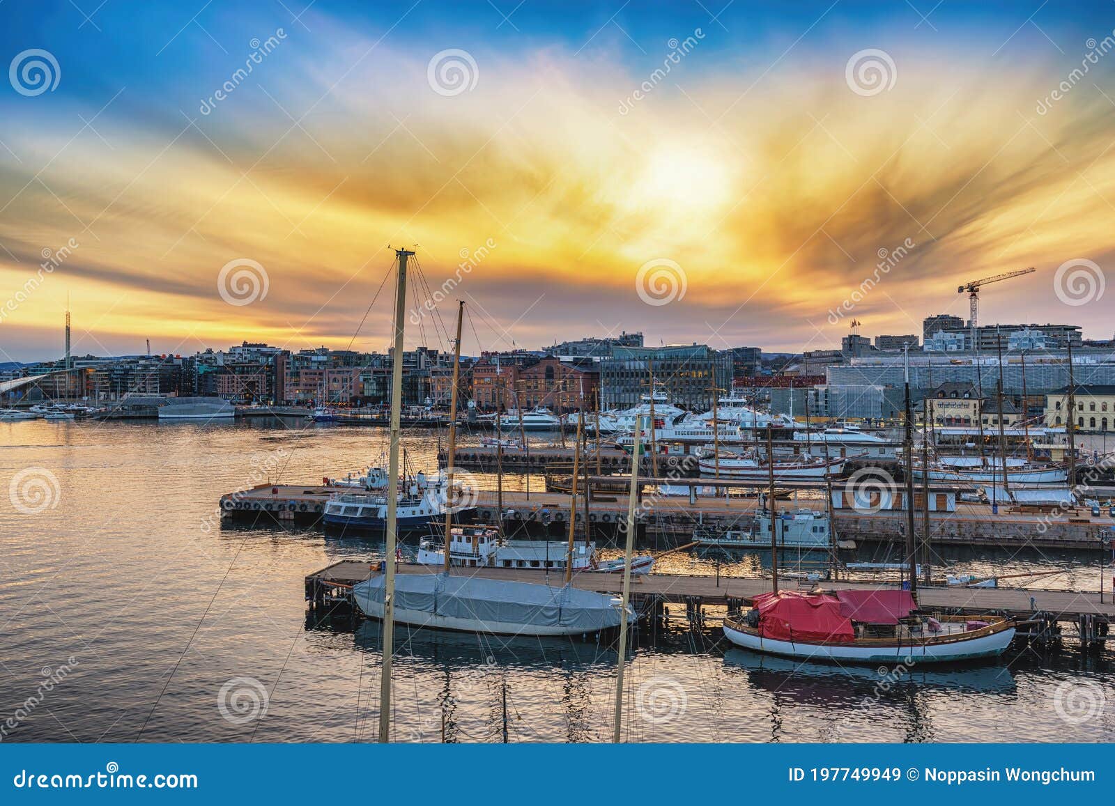 Oslo Norway, Sunset City Skyline at Harbour Editorial Stock Image ...