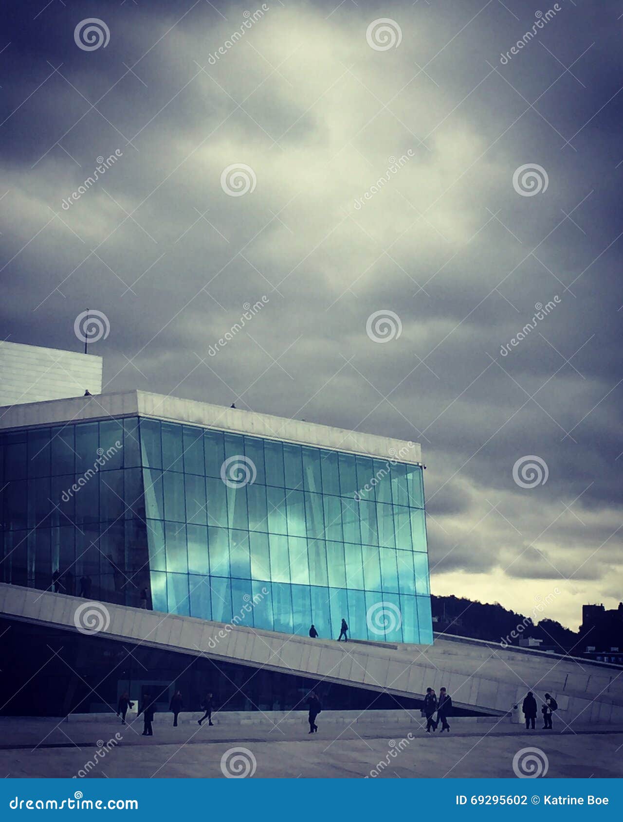 Oslo opera house sunset stock photo. Image of house, sunset - 69295602
