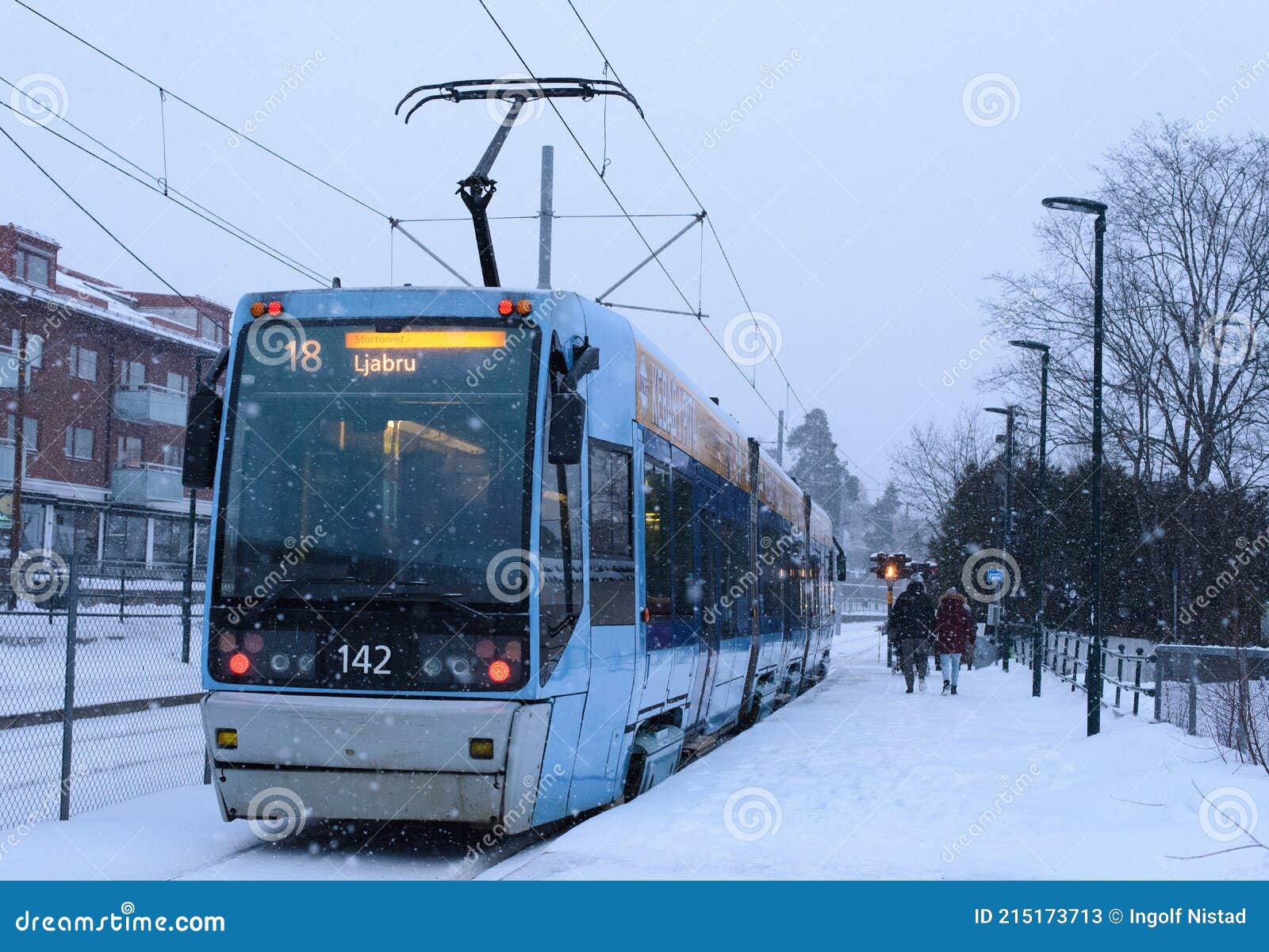 Oslo tram in the snow editorial stock photo. Image of norway - 215173713