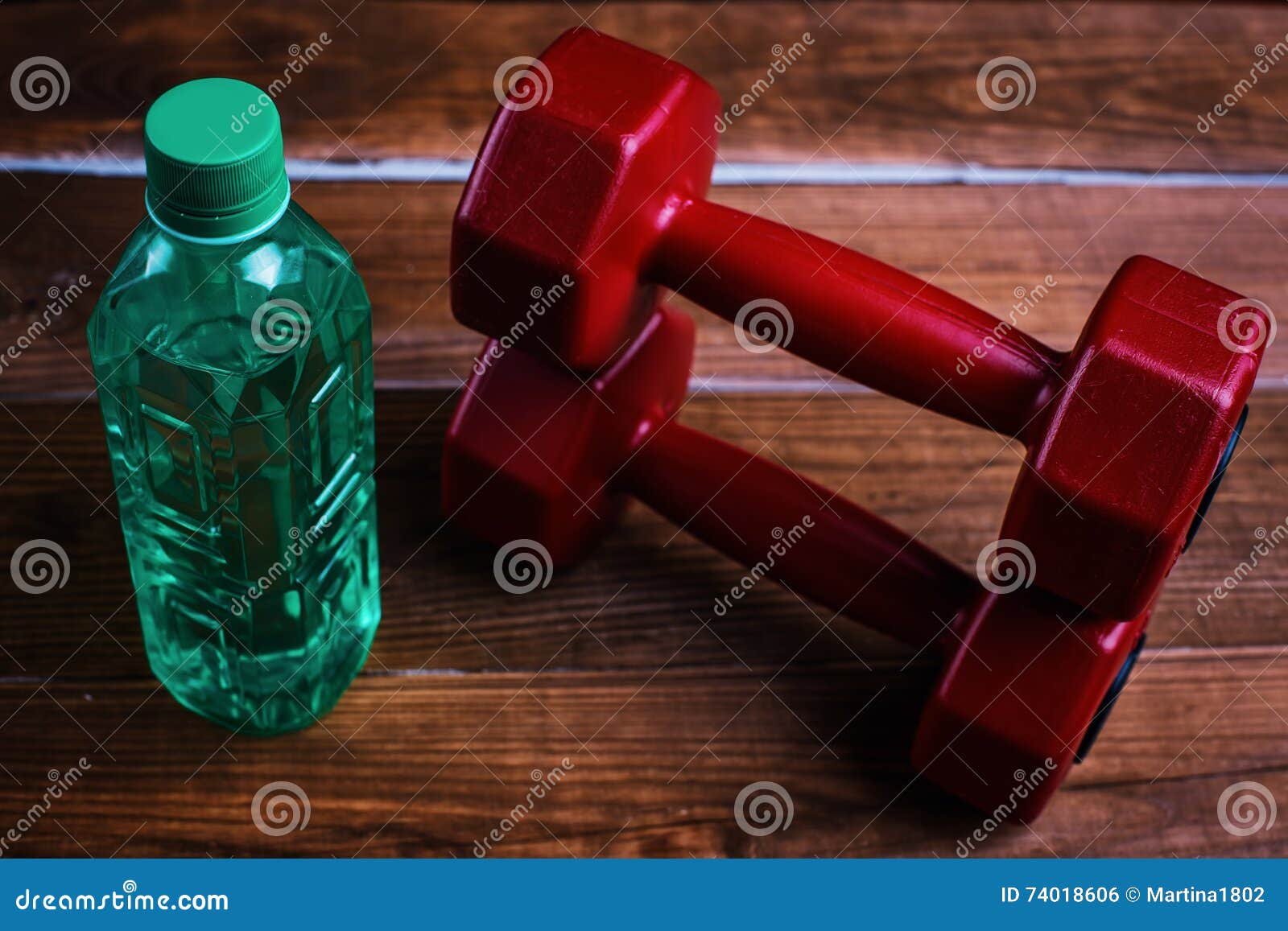 Ostenta o estilo de vida foto de stock. Imagem de potência - 74018606