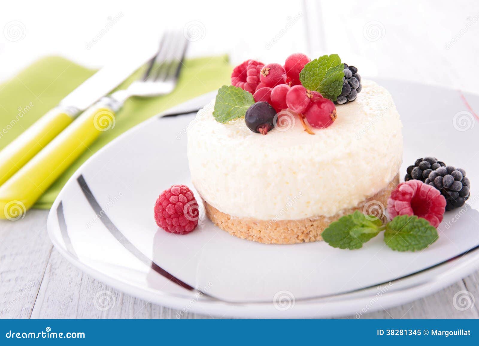 Ostkaka fotografering för bildbyråer. Bild av restaurang - 38281345