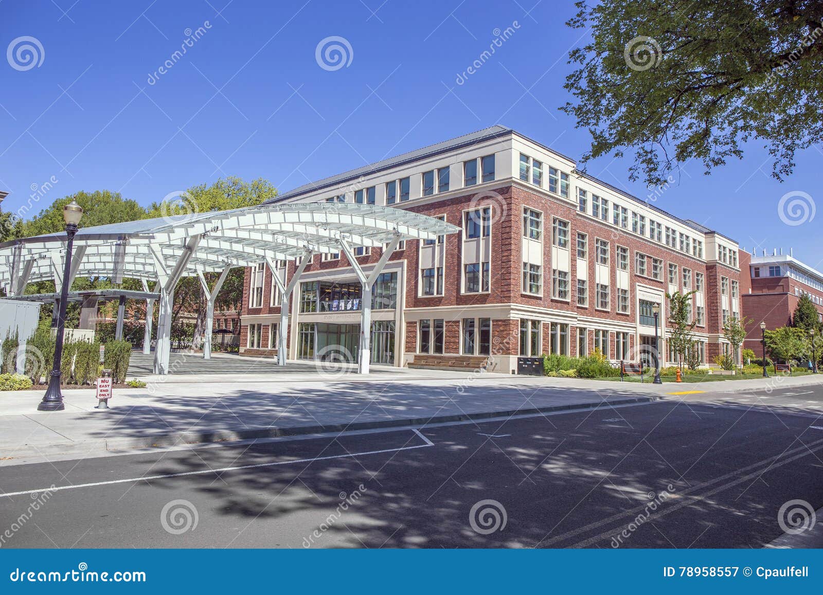 OSU fotografía editorial. Imagen de willamette, edificio - 78958557