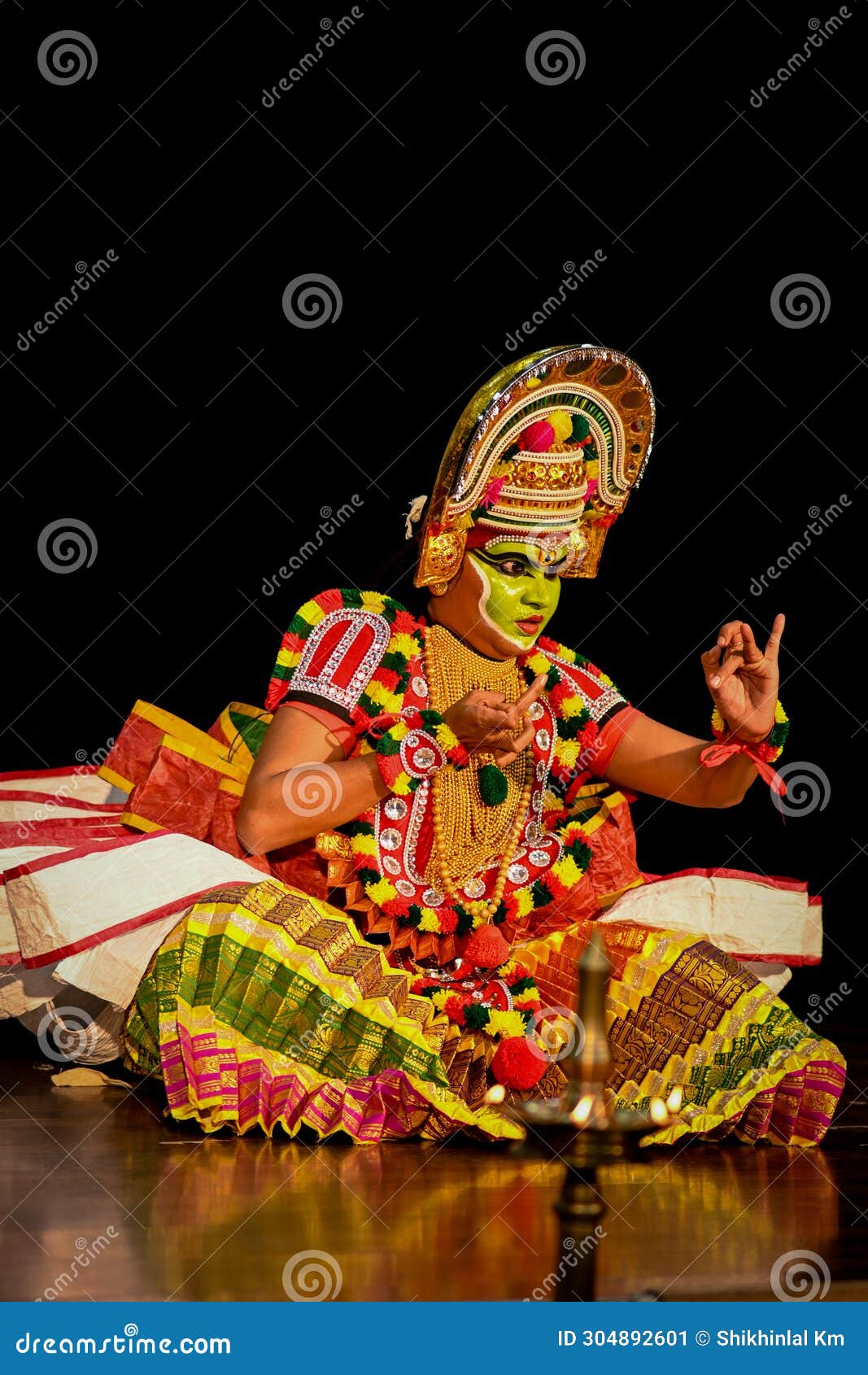 Ottan thullall stock illustration. Illustration of temple - 304892601