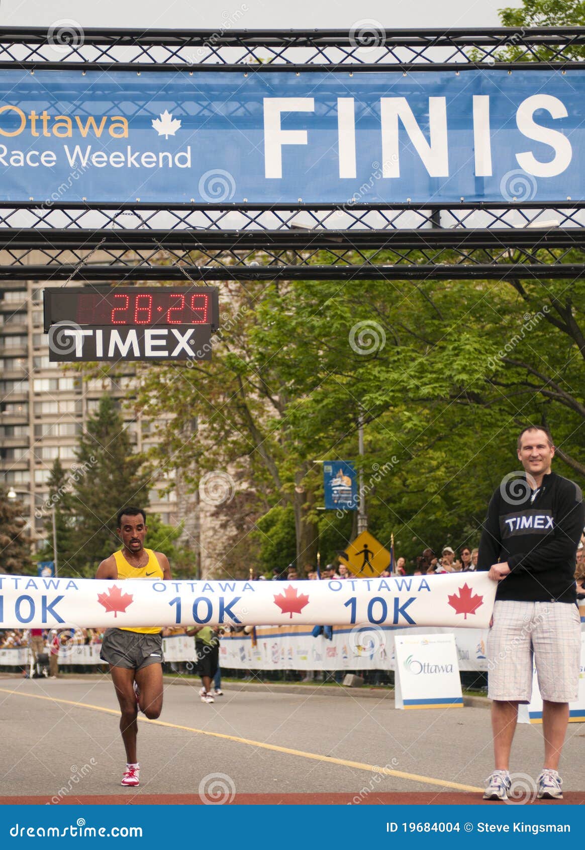 Ottawa 10km Race editorial stock image. Image of city - 19684004