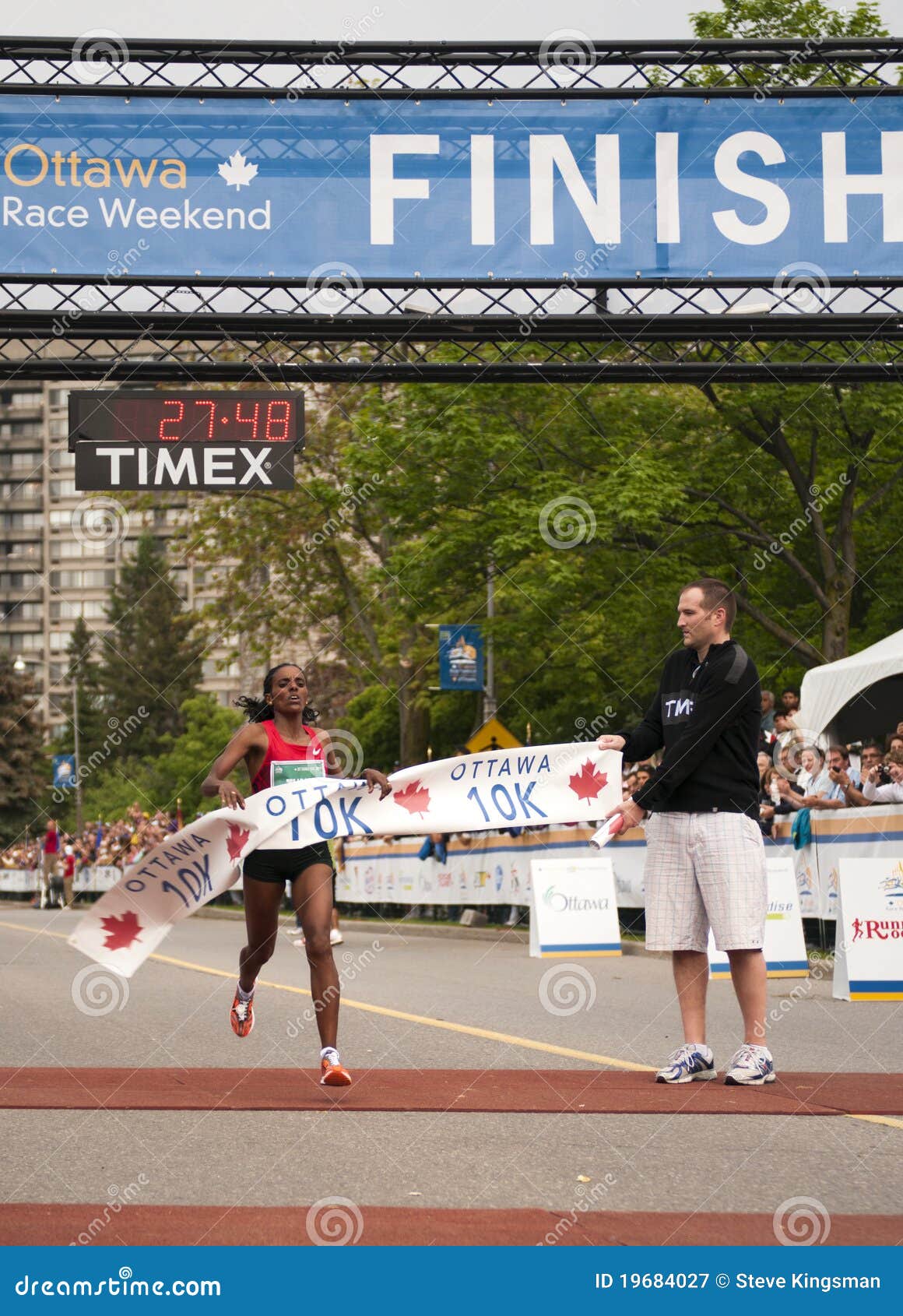 Ottawa 10km Race editorial photography. Image of 10km - 19684027