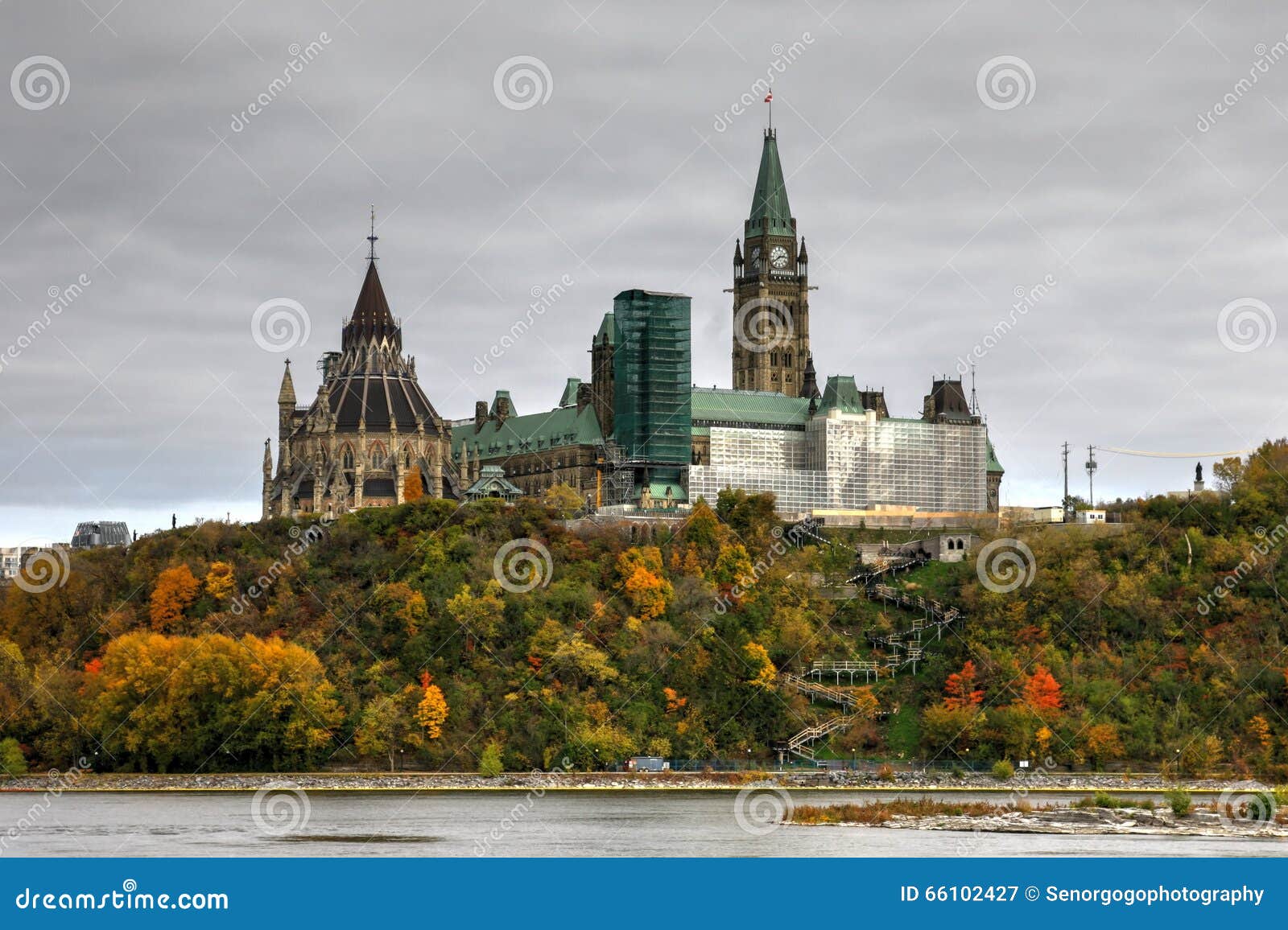Ottawa Parliament Hill stock image. Image of river, fall - 66102427
