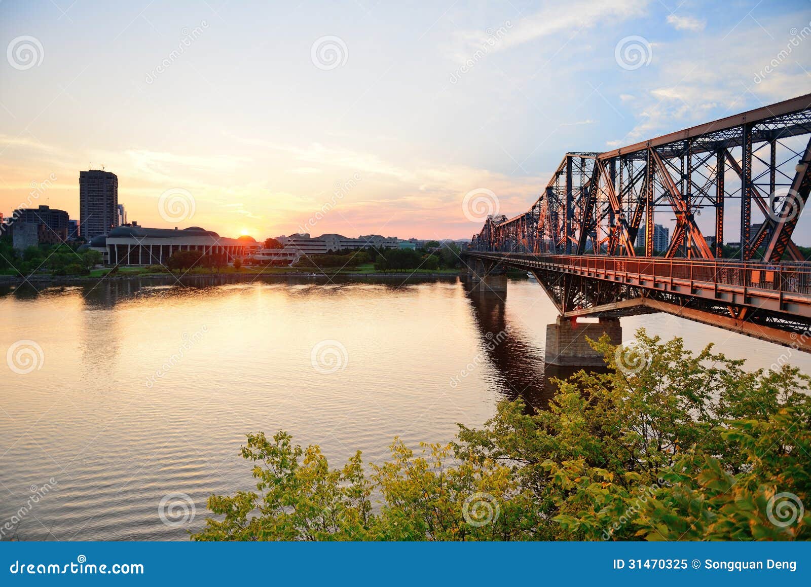 Ottawa sunset stock image. Image of outdoors, historic - 31470325
