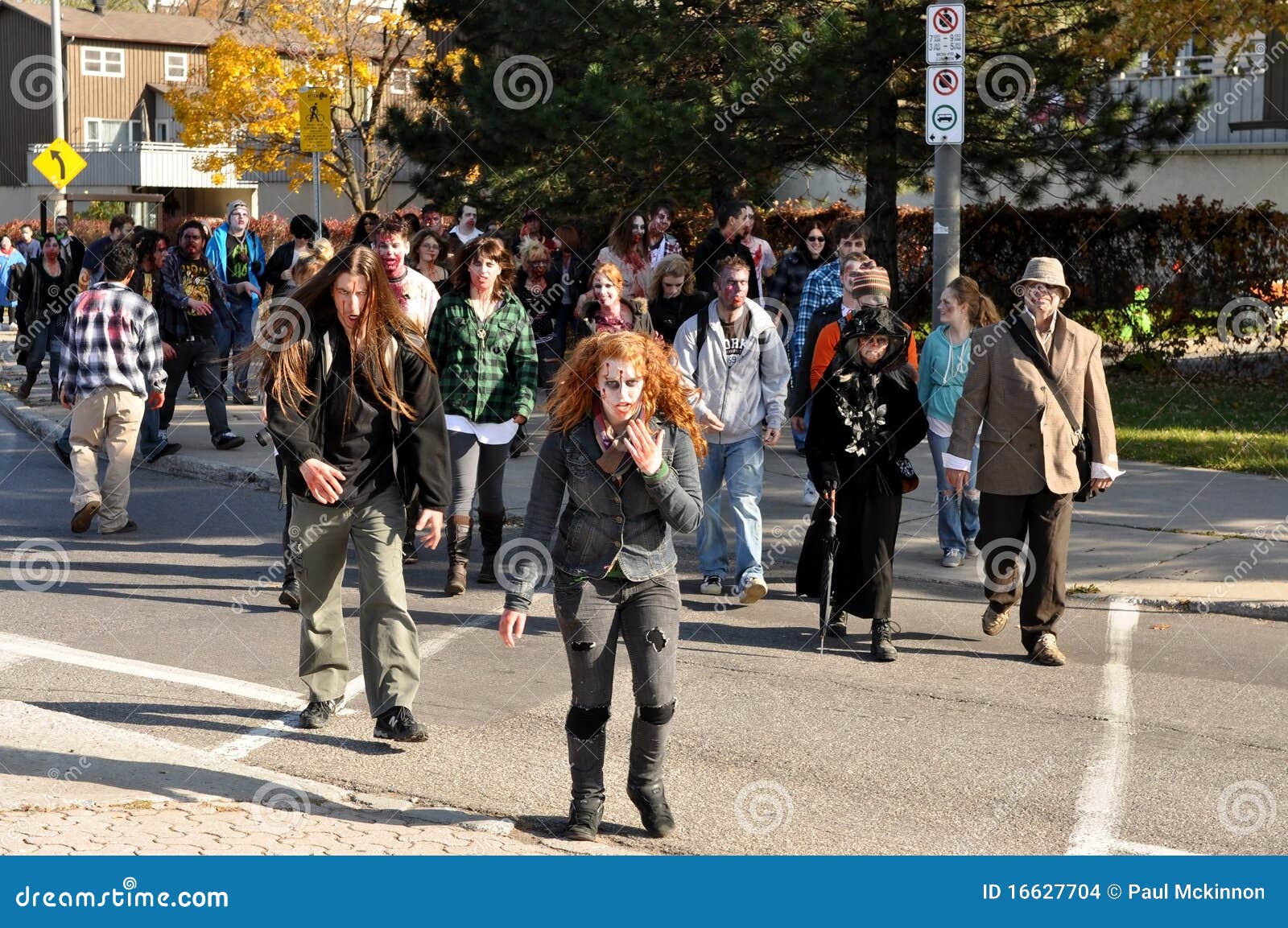 Ottawa zombie walk editorial stock image. Image of scary - 16627704