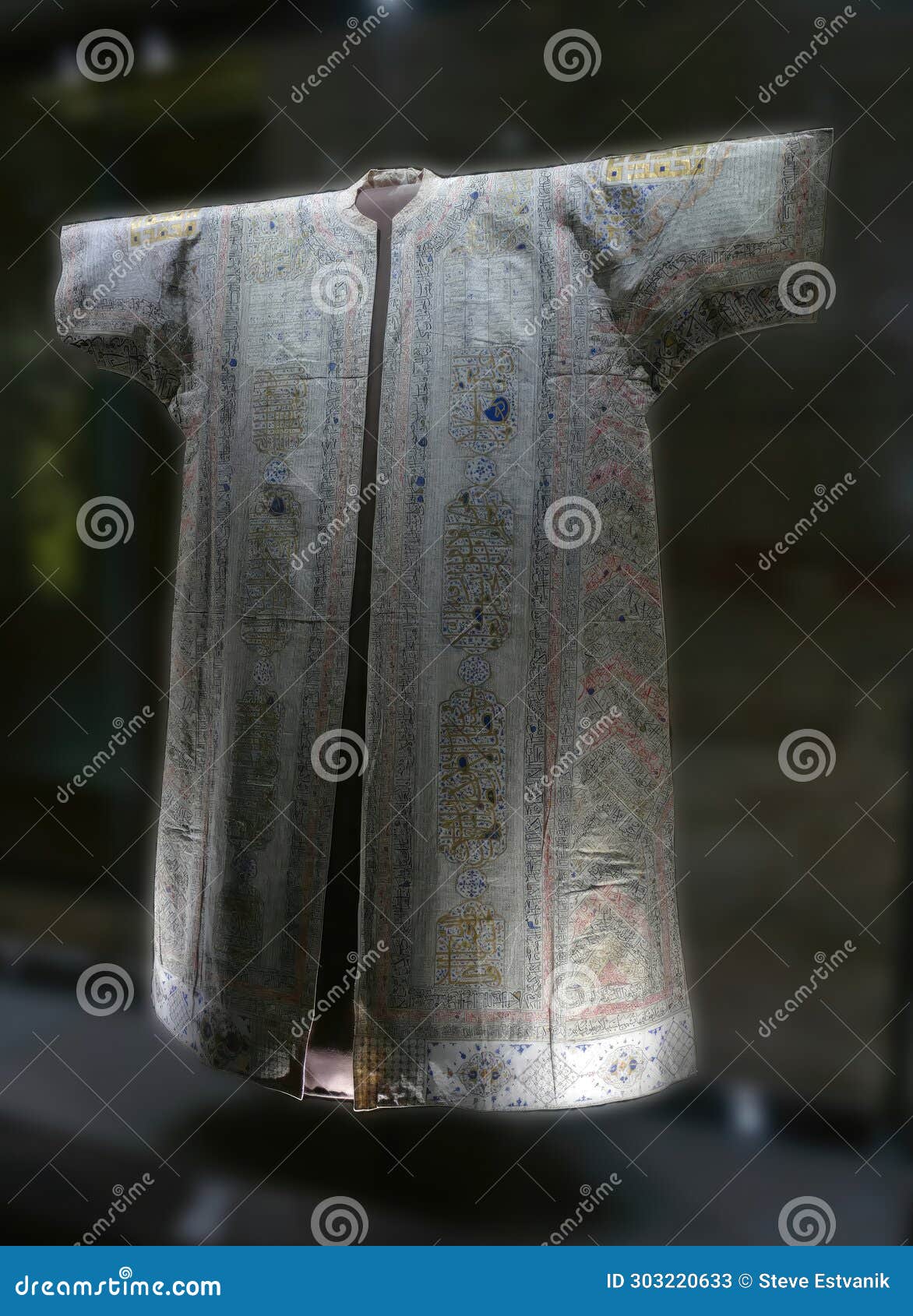 Ottoman Caftan Robe, Topkapi Palace Editorial Stock Photo - Image of ...