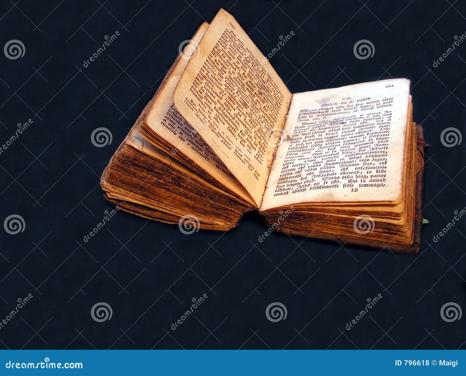 Oud boek stock foto. Image of leer, bibliotheek, onderwijs - 796618