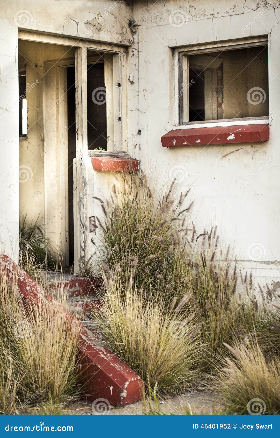 Oud huis stock foto. Image of architectuur, industrieel - 46401952