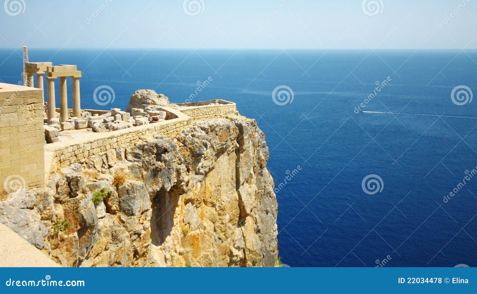 Oud Kasteel in De Lindos Stad, Griekenland Stock Foto - Image of ...