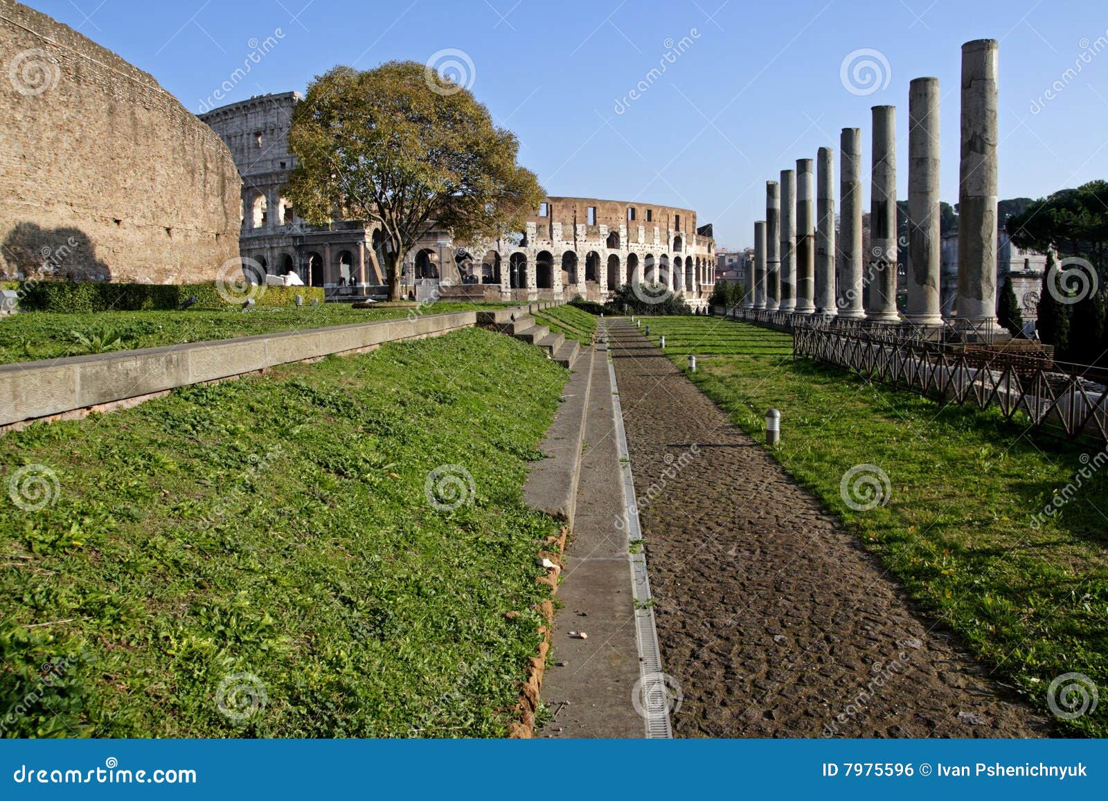 Oud Rome stock foto. Image of baksteen, geschiedenis, monument - 7975596