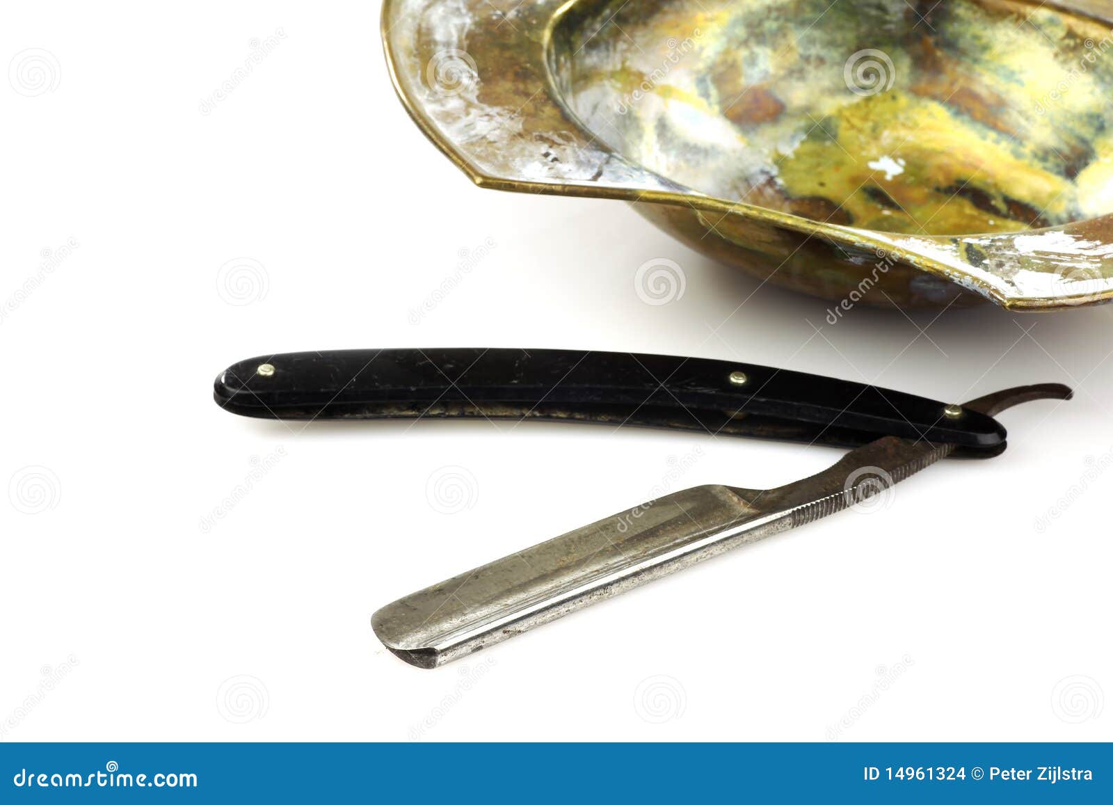 Oud Scheermes Met Dekking En Het Scheren Schotel Stock Foto - Image of ...