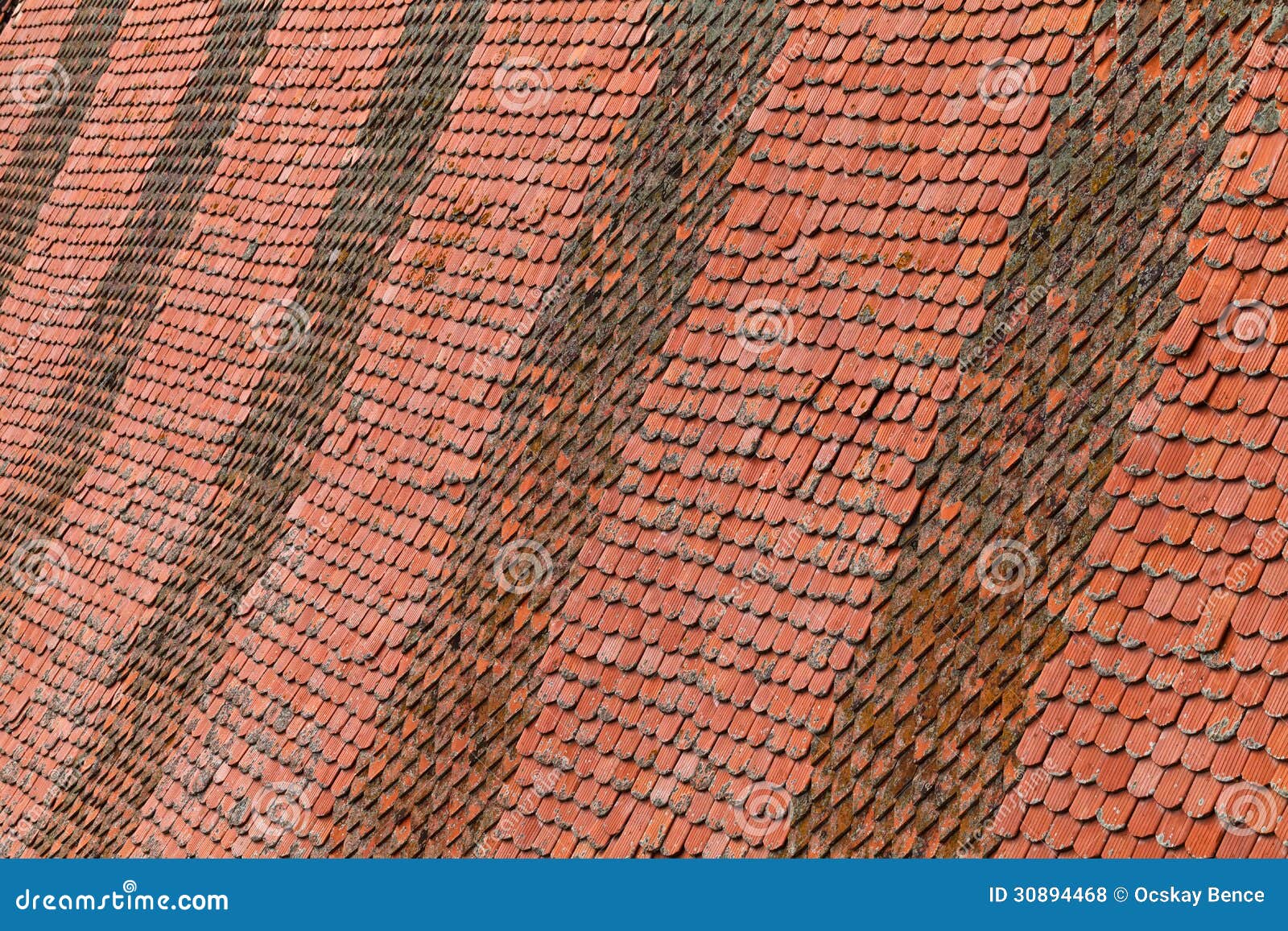 Oude daktegels stock foto. Image of baksteen, gebouwen - 30894468