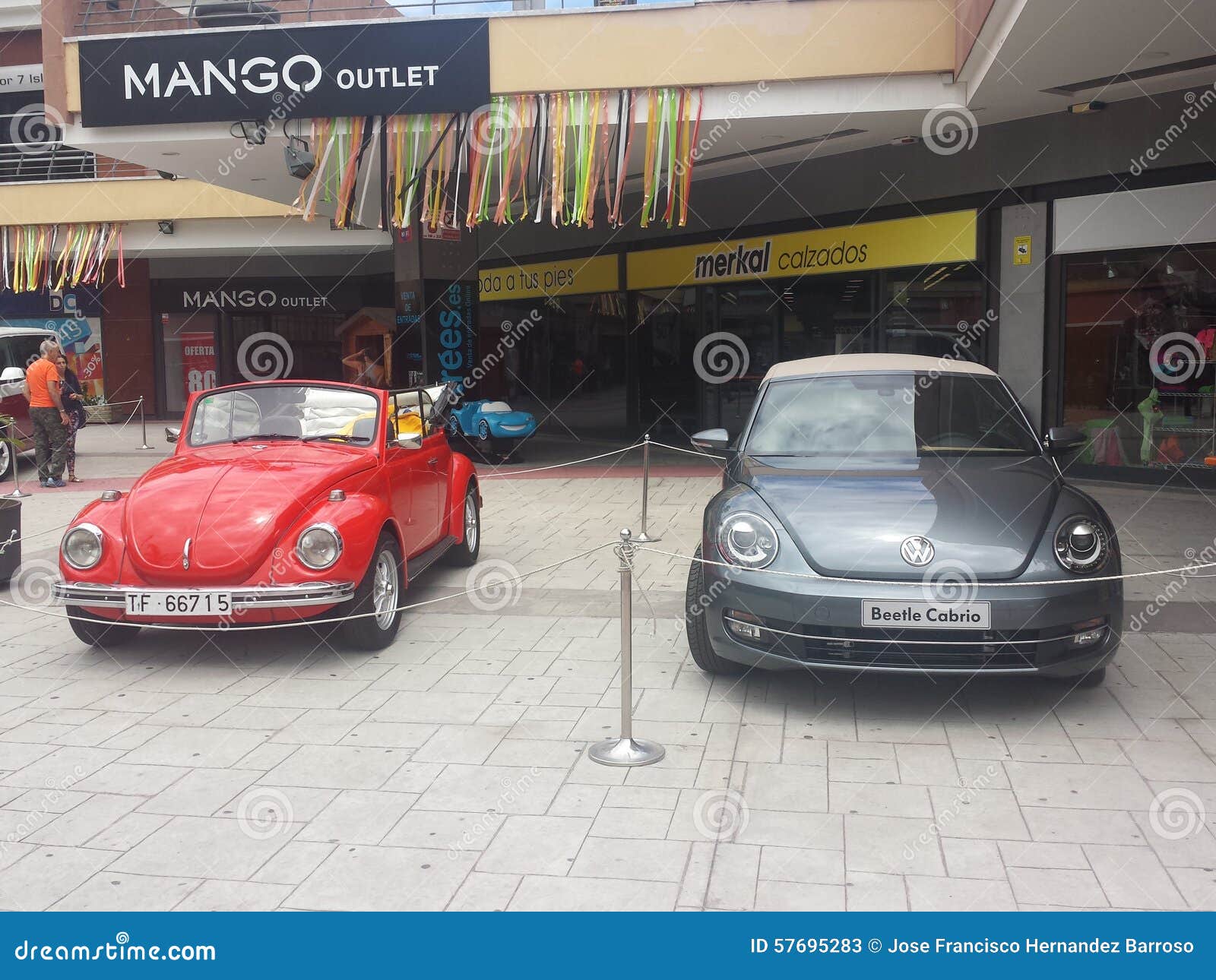 Oude De Kever Van Volkswagen Redactionele Stock Foto - Image of ...