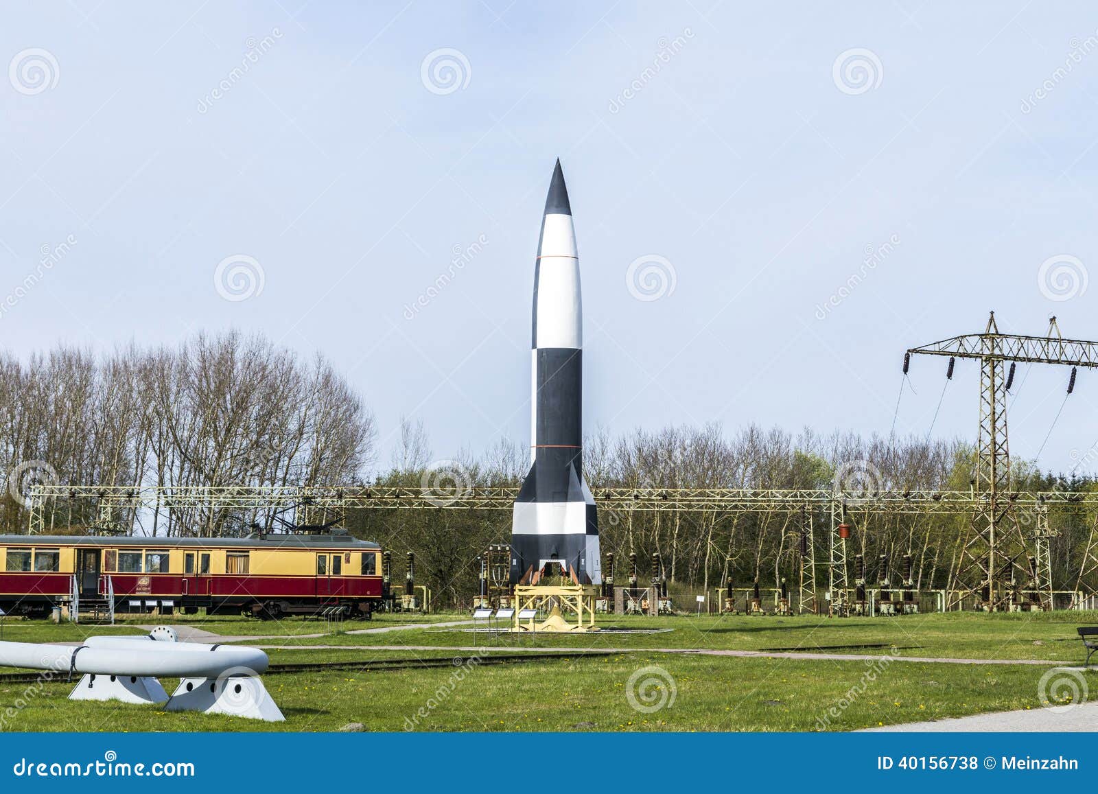 Oude Duitse WW2 V2 Raket-fabriek Redactionele Stock Foto - Image of ...