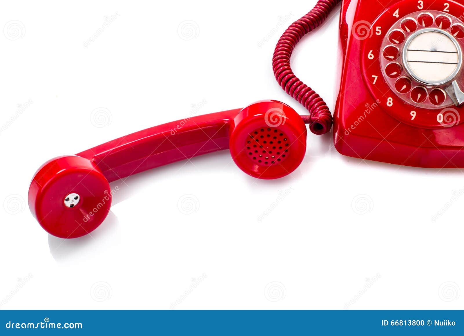 Oude En Stof Rode Retro Telefoon Op Wit Stock Foto - Image of aantal ...