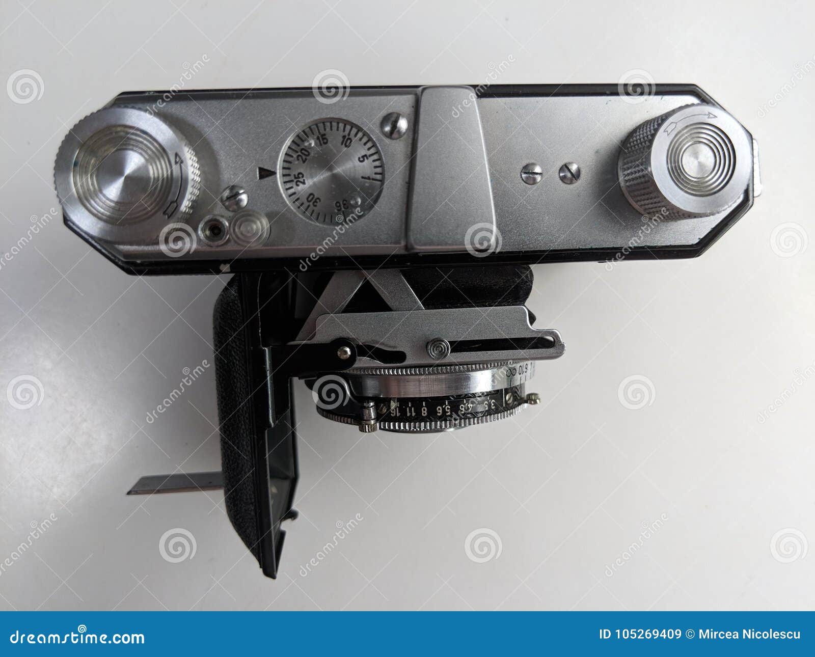 Oude filmcamera stock afbeelding. Image of fotografie - 105269409