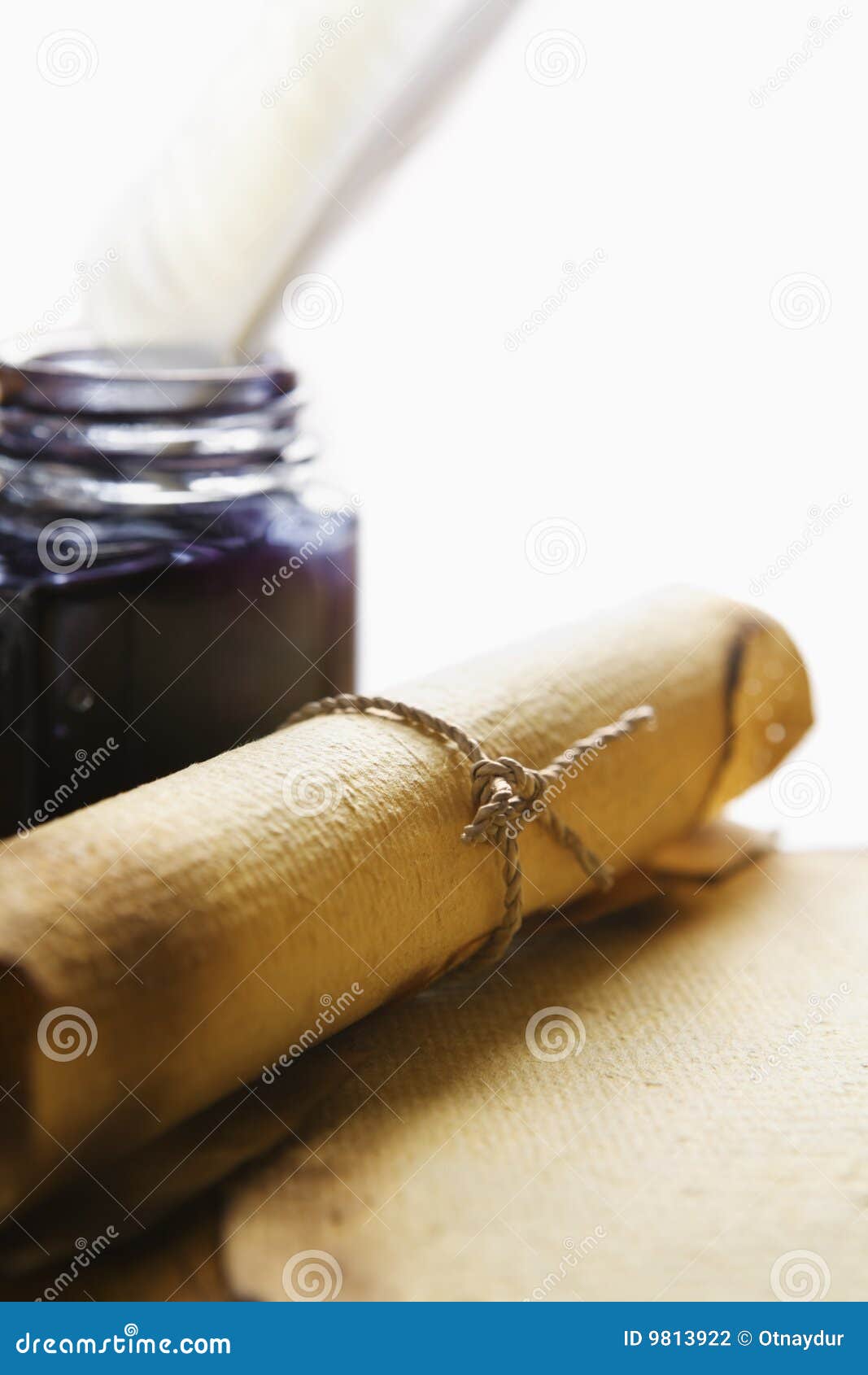 Oude Lege Document, Rol En Ganzepen Stock Foto - Image of document ...