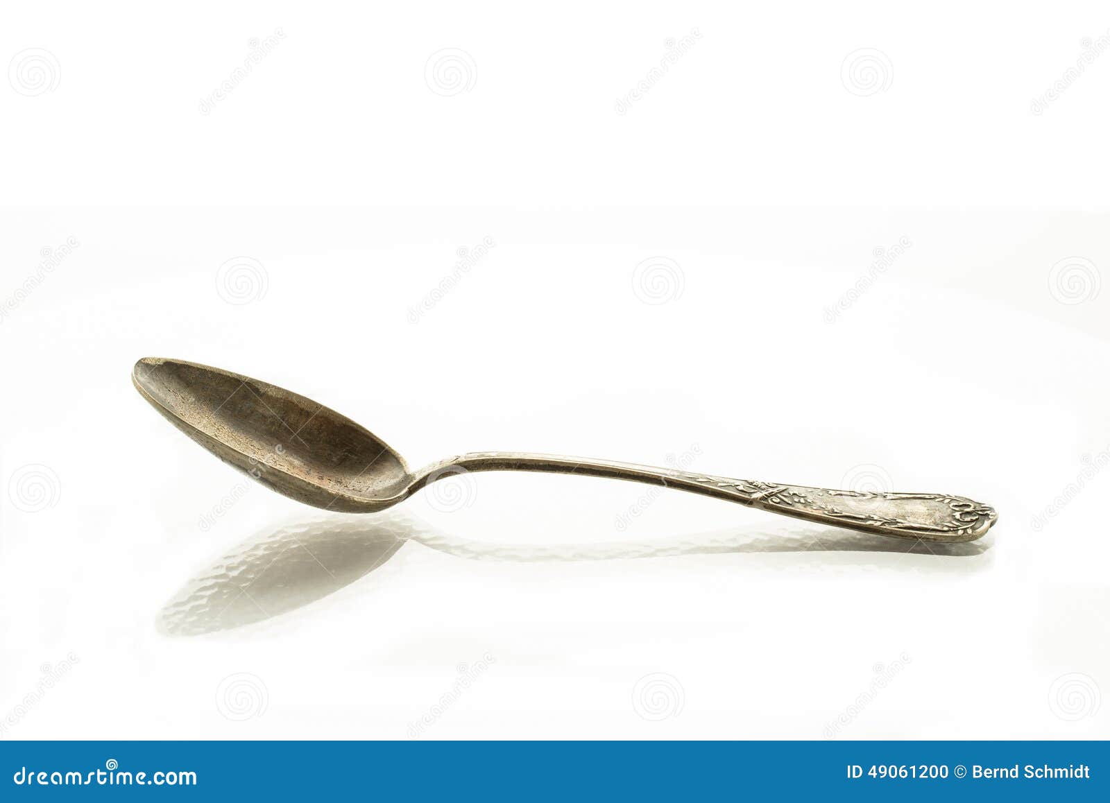 Oude lepel met bezinning stock foto. Image of wijnoogst - 49061200