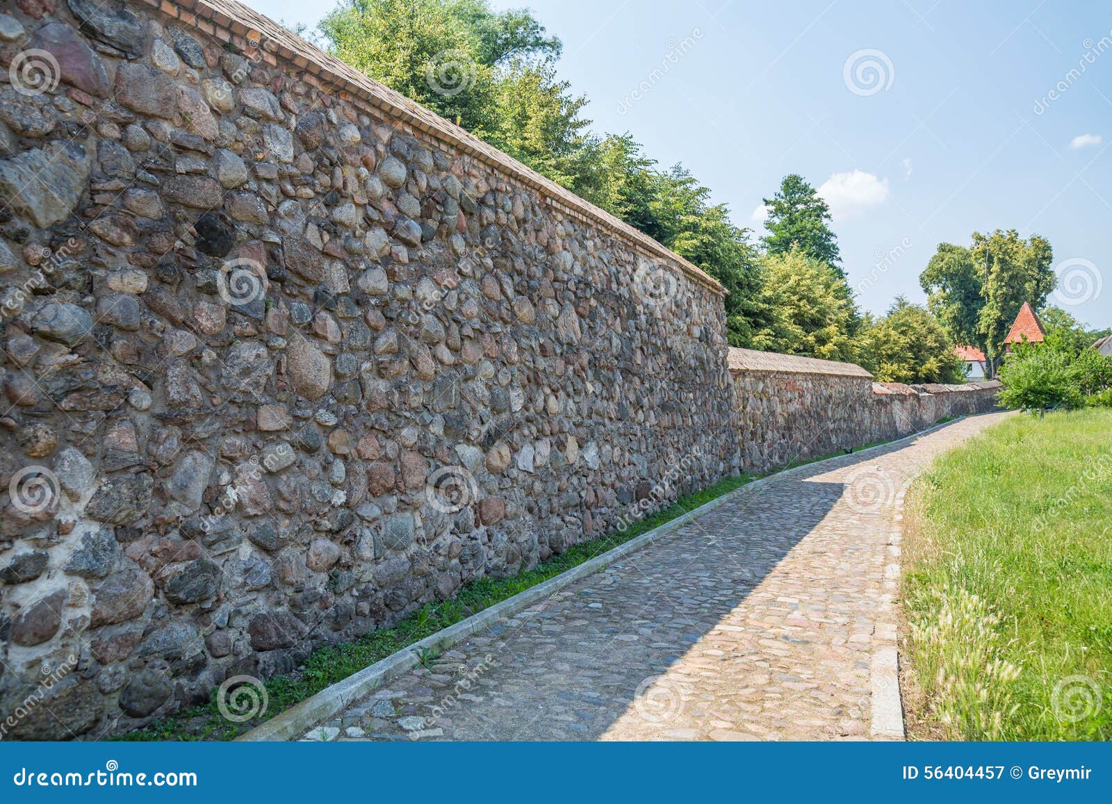 Oude muur stock afbeelding. Image of muur, steen, kasteel - 56404457