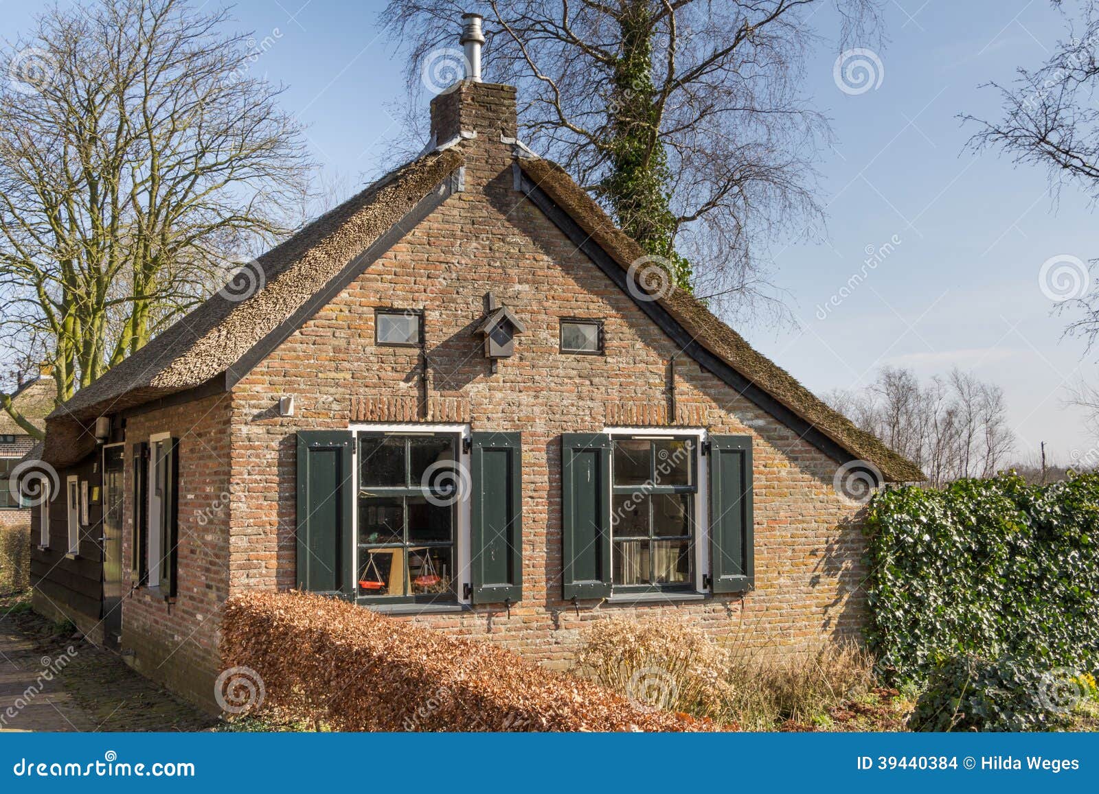 Oude Nederlandse huizen stock foto. Image of echt, bijtend - 39440384